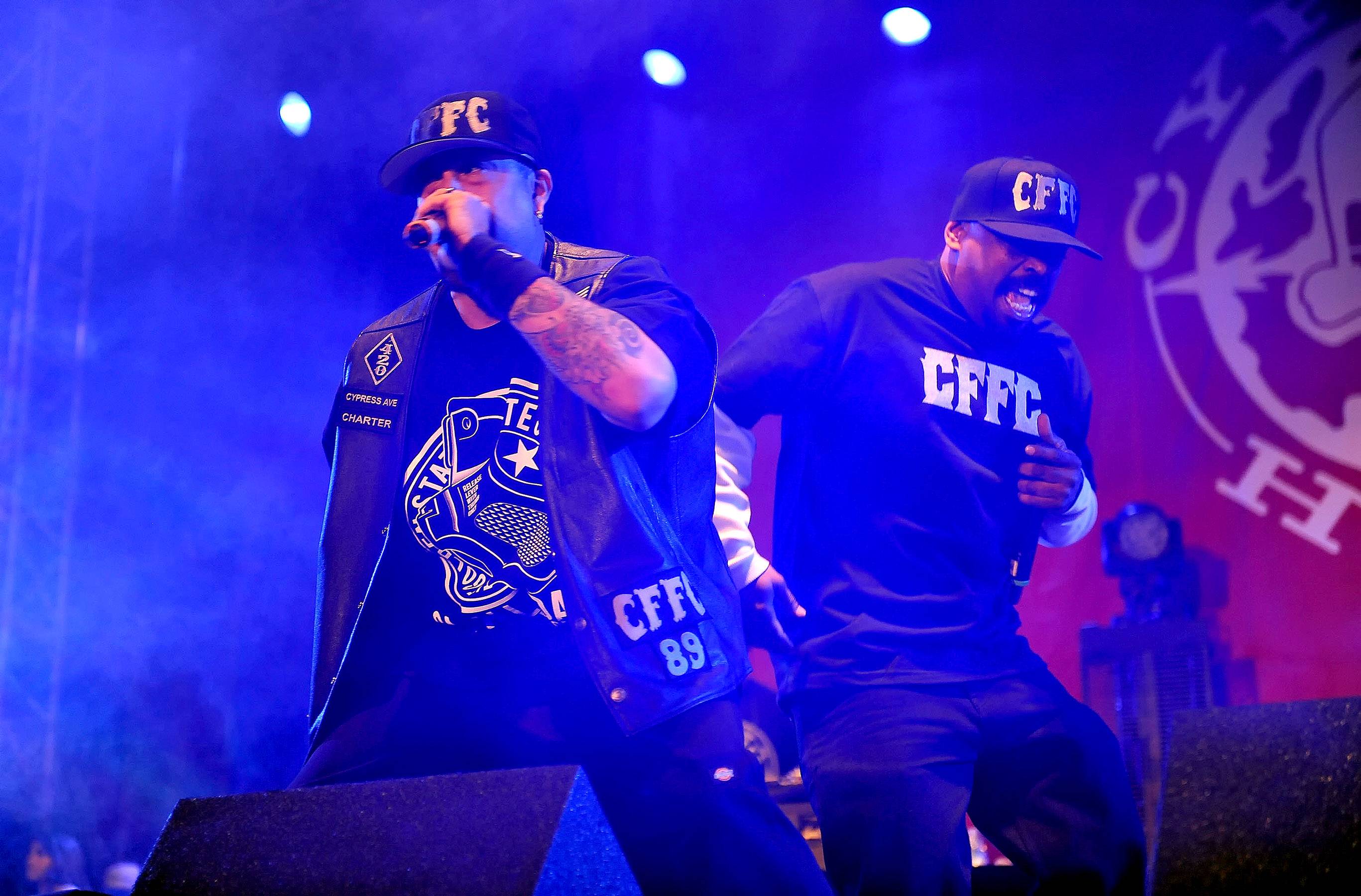 Cypress Hill - Smoke - Image 4 from A History of Rappers Throwing Their ...