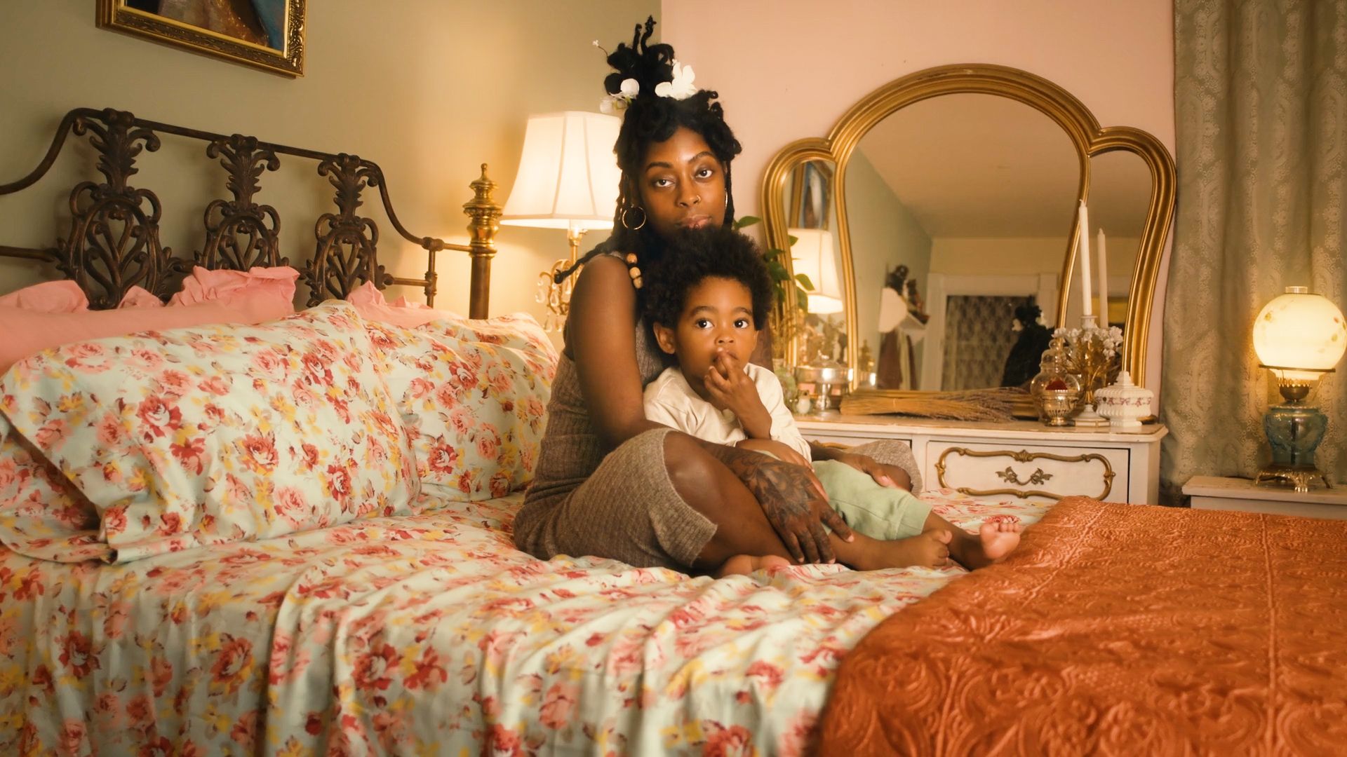 Queen Collective - Season 4, Ep. 5 - Bone Black: Midwives vs. the South ...