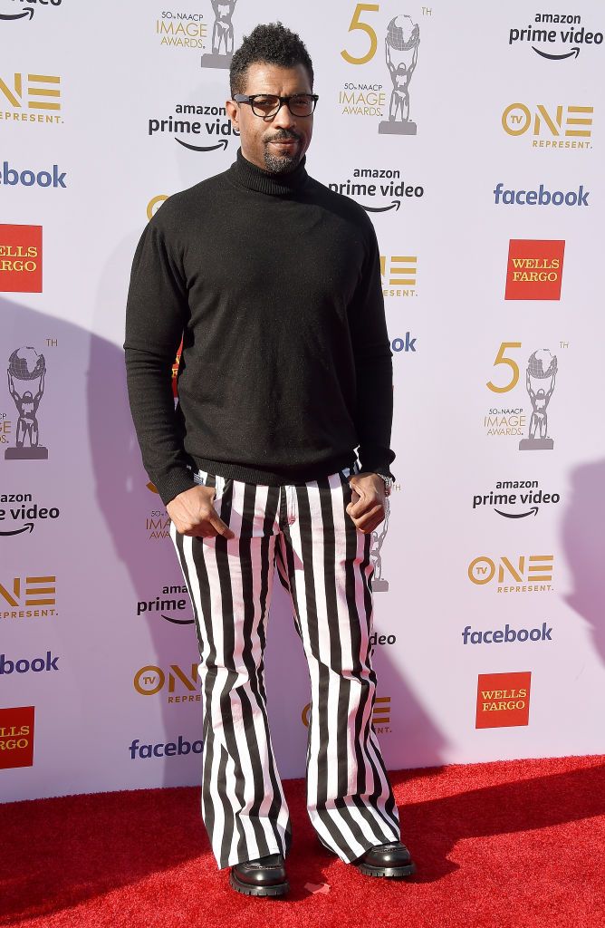 Deon Cole wears plaid - Image 2 from Soul Train Awards 2022: Deon Cole ...