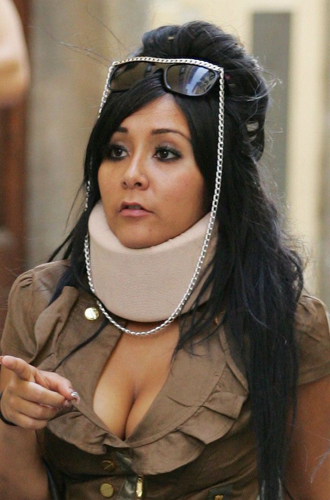 Update: Snooki Spotted Wearing Neck Brace in Italy | News | BET