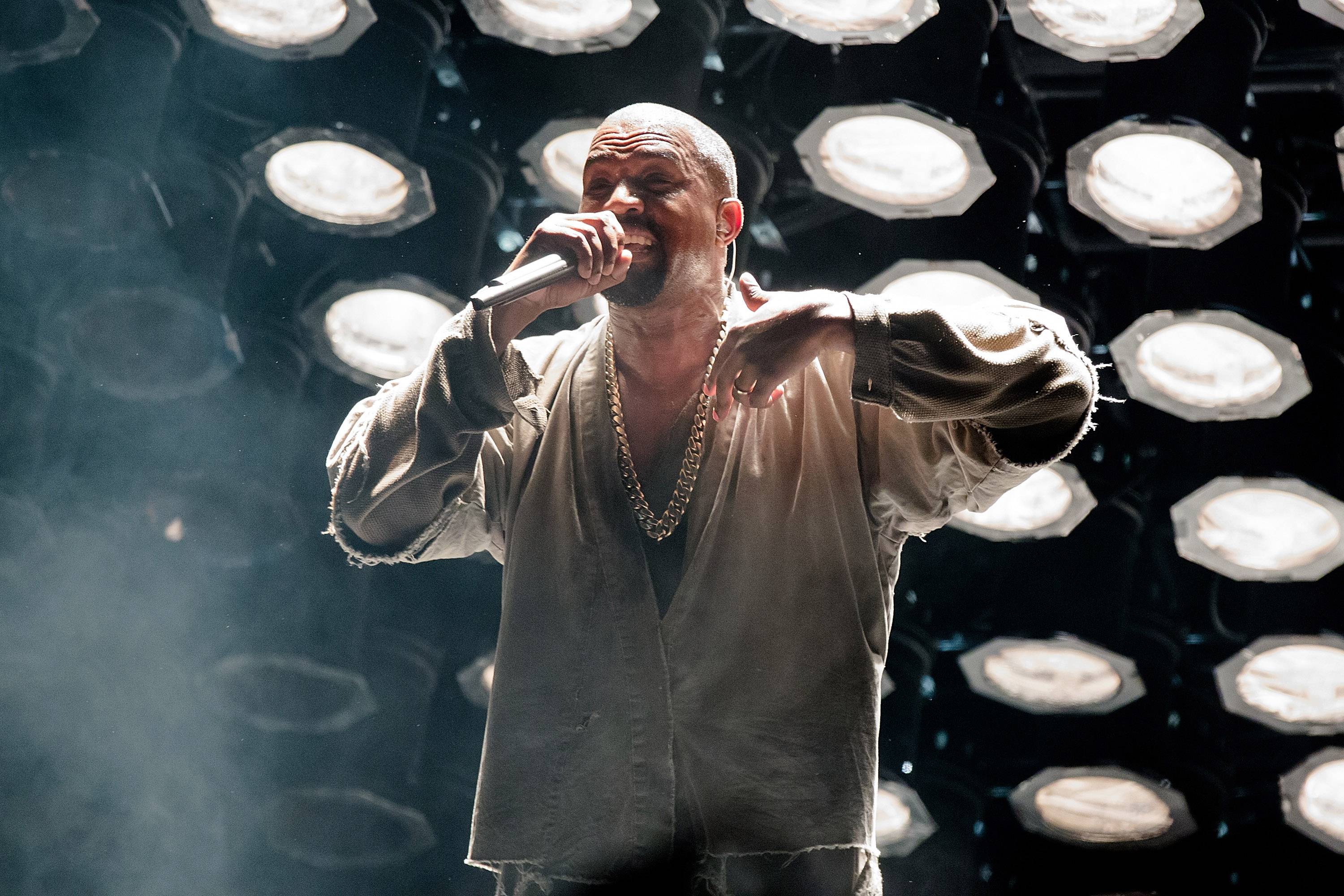 Kanye West = Pac’s - Image 11 from Tupac Lives: Rappers Who Channel the ...