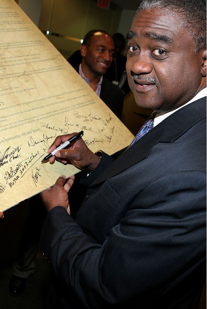 Legendary Journalist George Curry Dies at 69 | News | BET