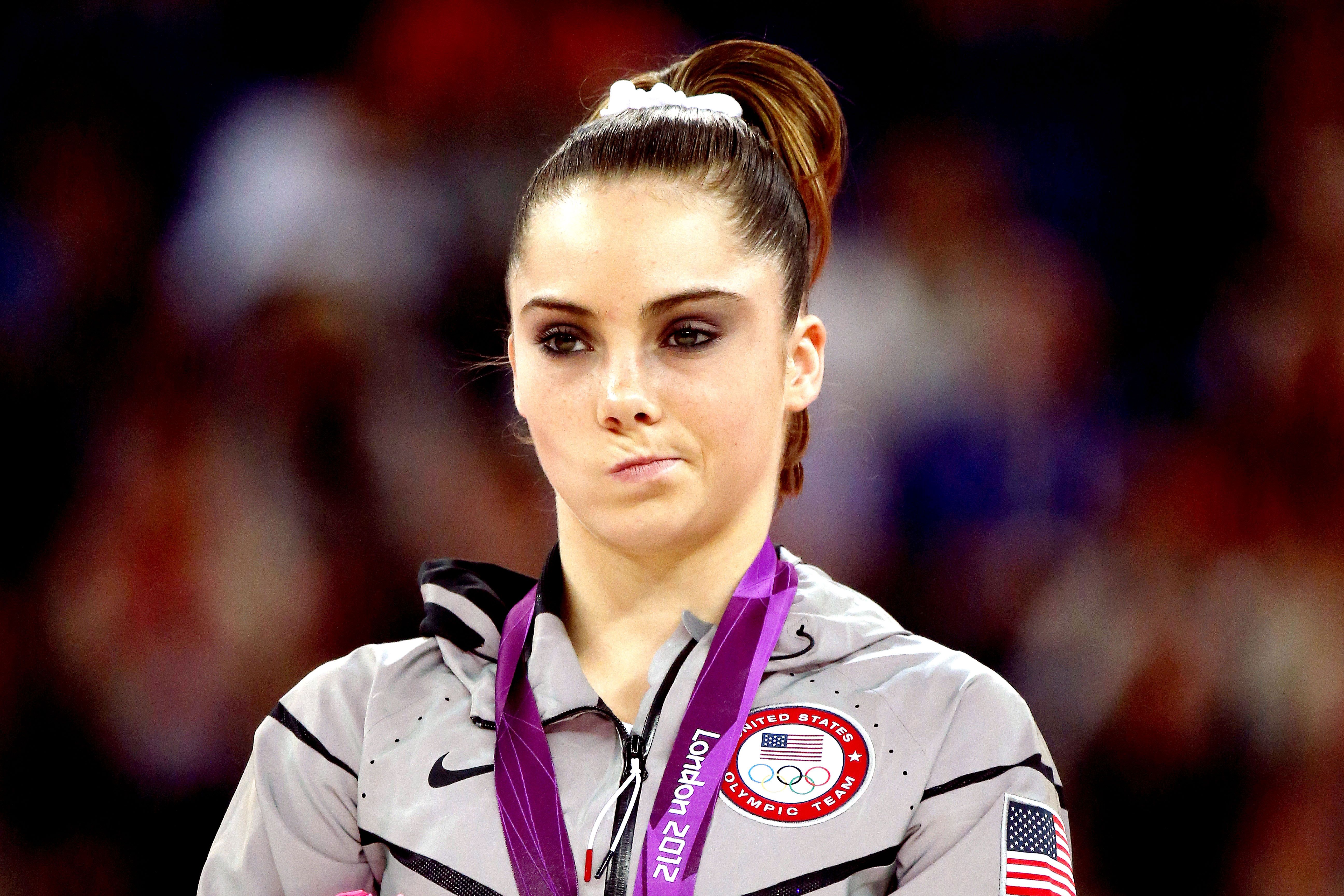 Fix Your Face? This Photo Earned Olympic Gold Medal Gymnast McKayla ...