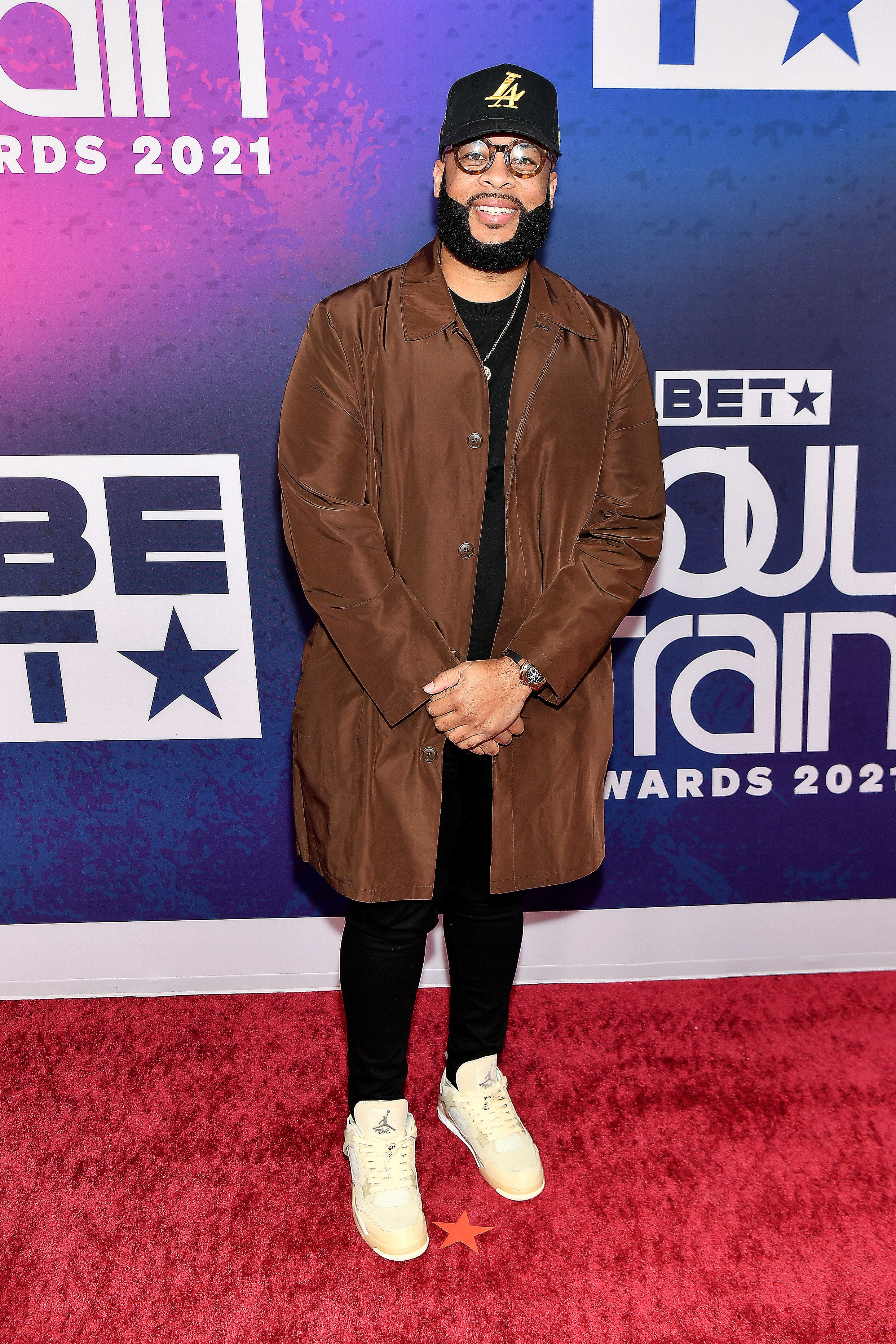 Singer-songwriter ELHAE served up - Image 4 from 2021 Soul Train Awards ...