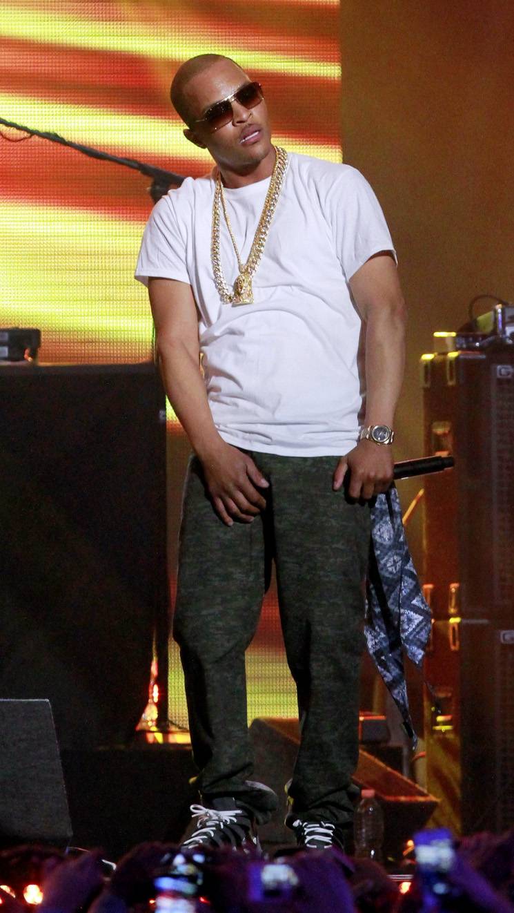 Bounce! - Rapper T.I. - Image 14 from Out and About: Ciara Shows Off ...