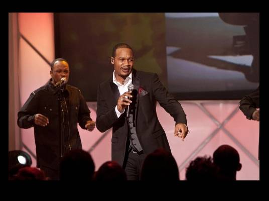 Jaheim - Jaheim talks - Image 8 from Jill Scott, Regina King : Photos ...
