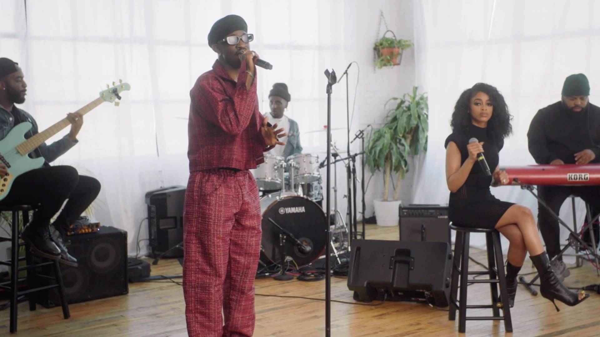 Mannywellz Is the Fan-Favorite Next Up: Afrobeats Performer - BET Hip ...