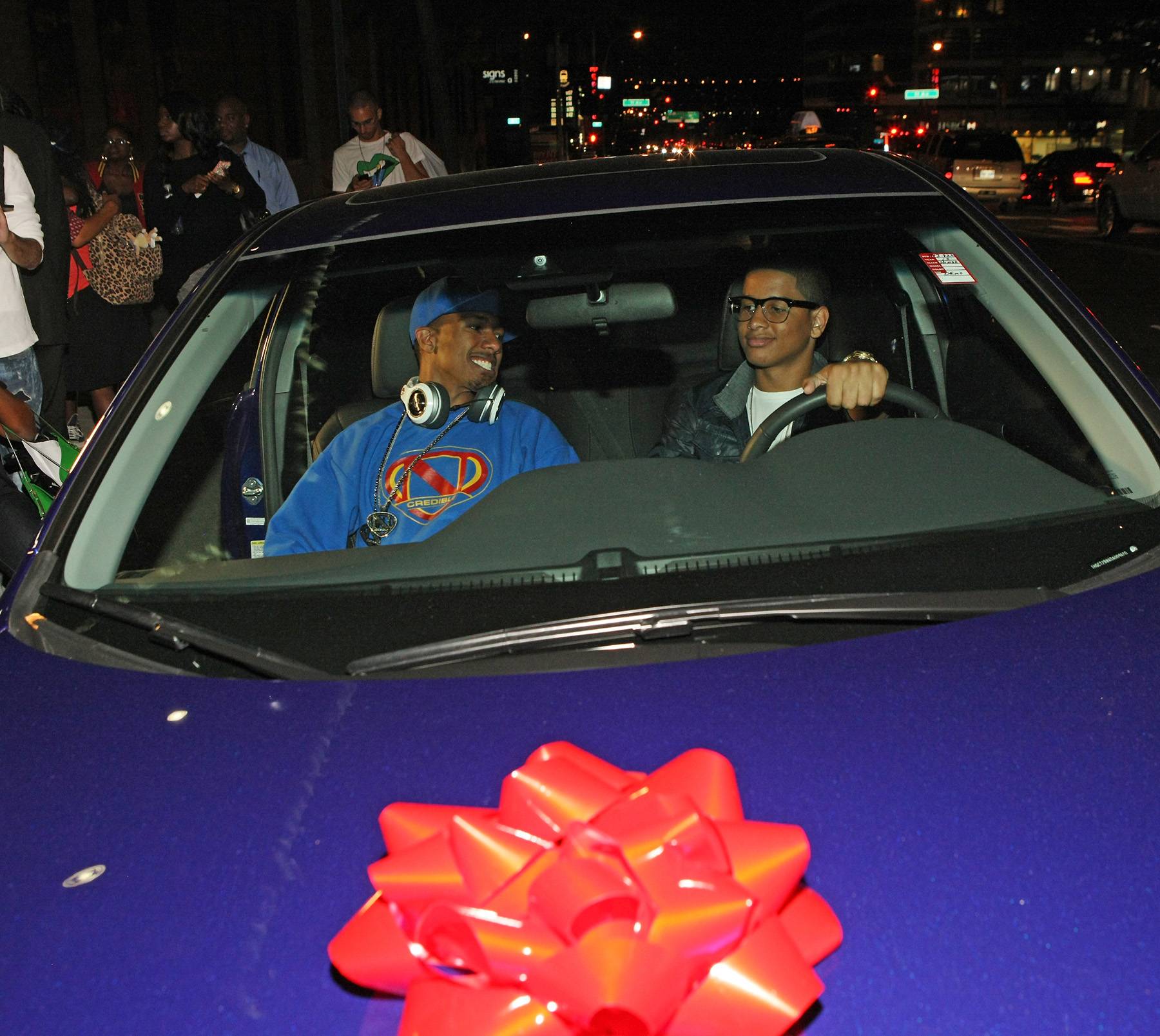Surprise, Surprise! - TV - Image 22 from Exclusive Access: Wonder Broz ...