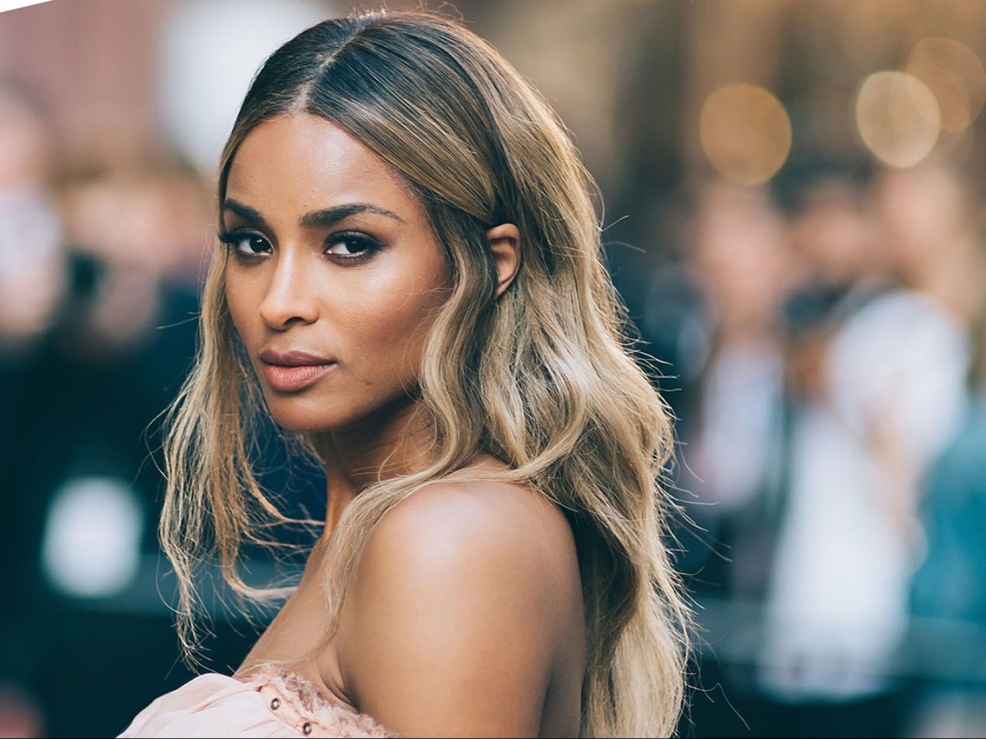 Ciara's New Eye Color Beautifully Compliments Her Pricey Diamonds By ...
