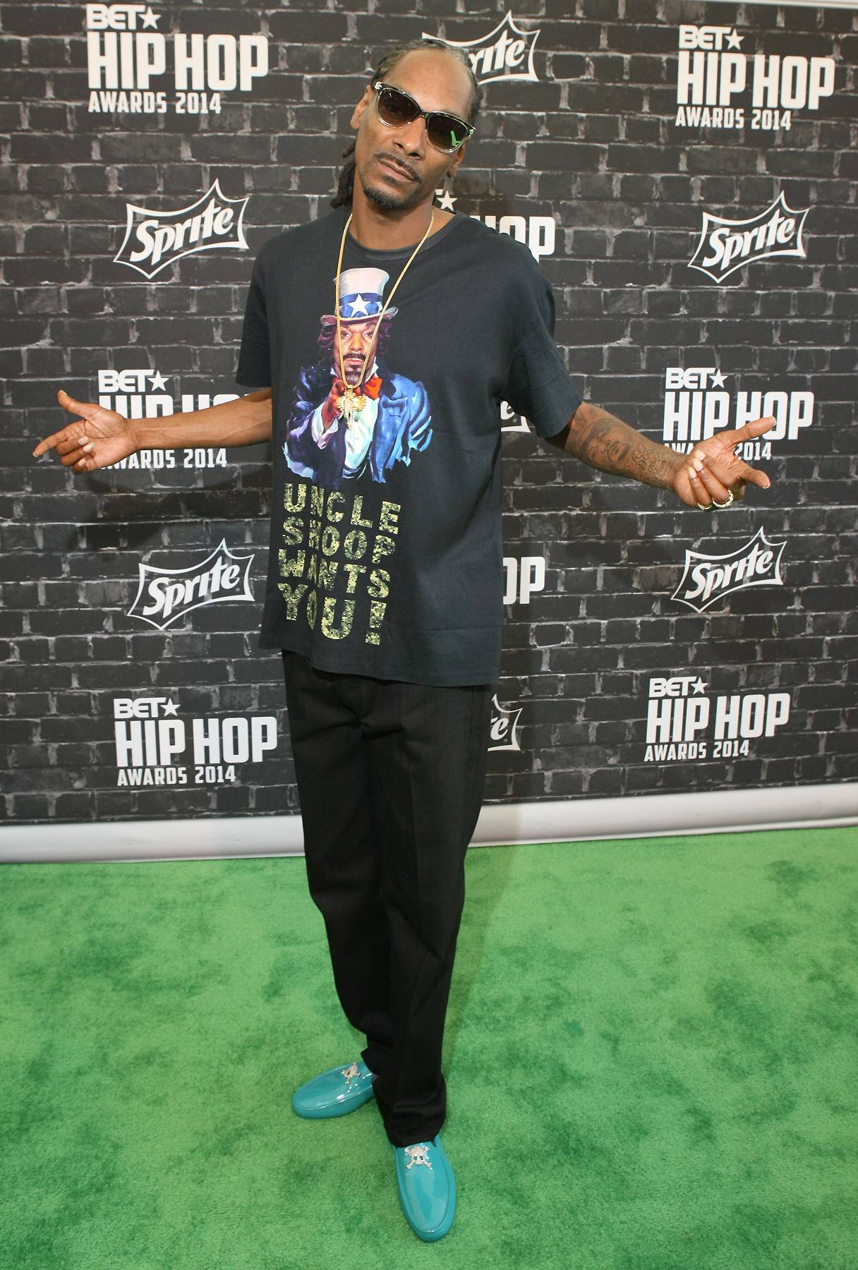 Uncle Snoop in Effect - Image 2 from Red Carpet Goes Green - Photo ...