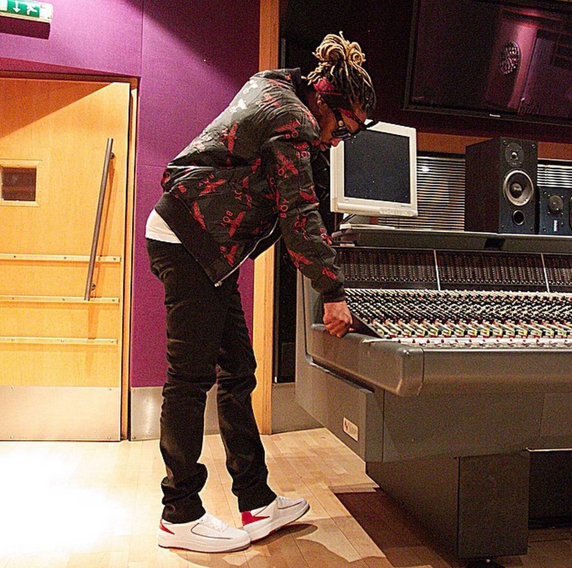 Move That Dope - - Image 8 from Future: Too Deep for the Caption | BET