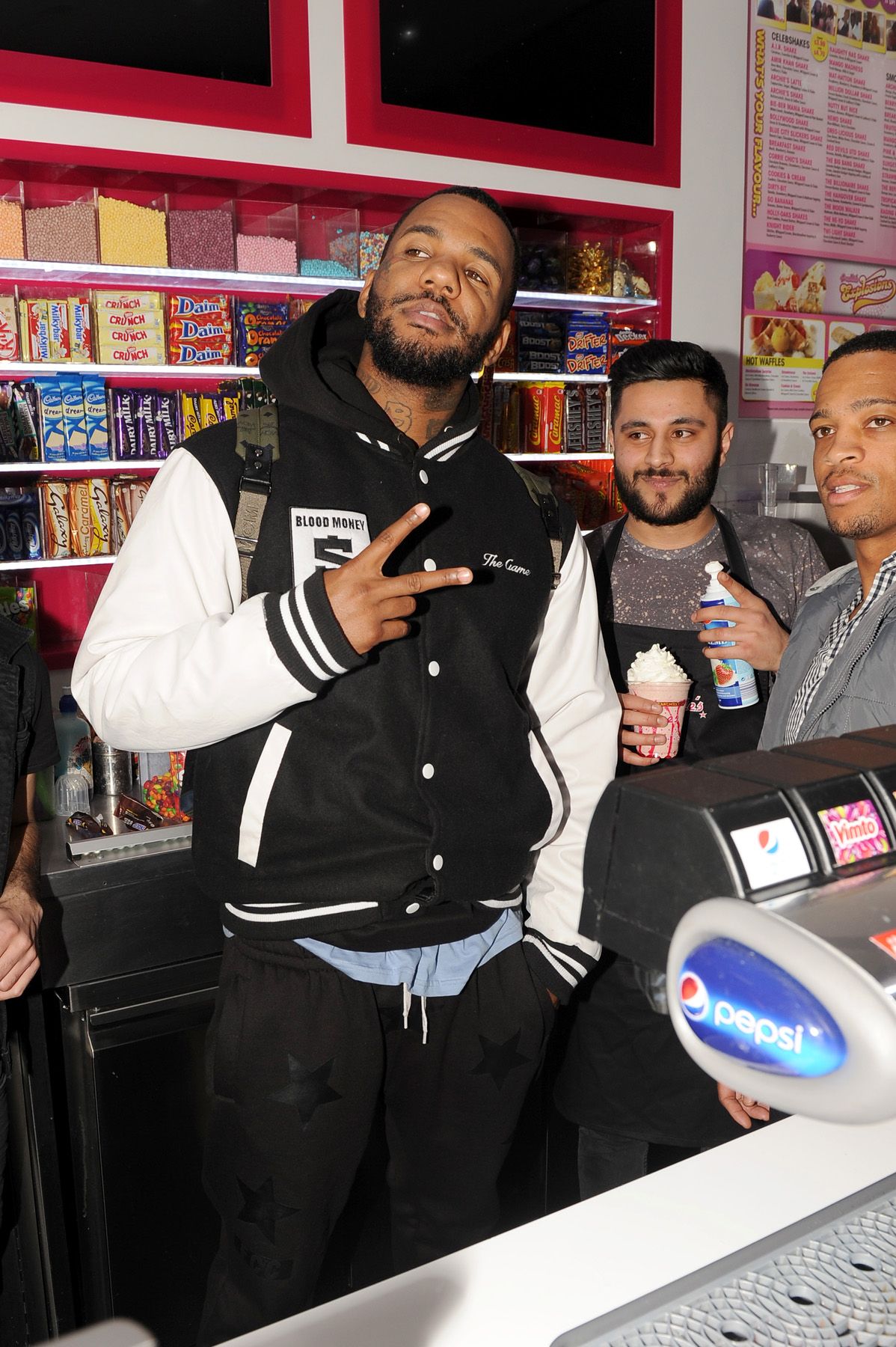 Junk Foodie - Rapper - Image 23 from Out and About: Beyoncé Hits the ...