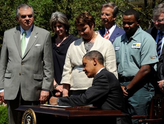 A Push for Cleaner - Image 1 from Obama Watch: Week of May 24 | BET