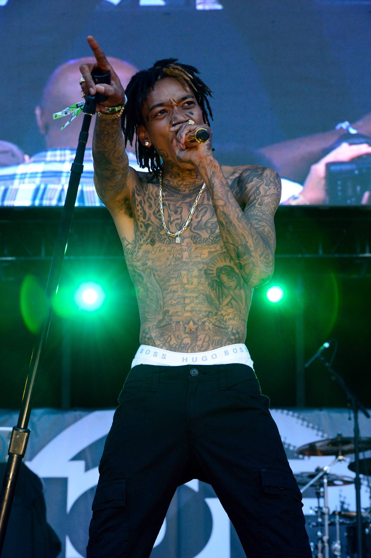 "A-- Drop" - Wiz - Image 7 from The Rundown: Wiz Khalifa, Blacc ...