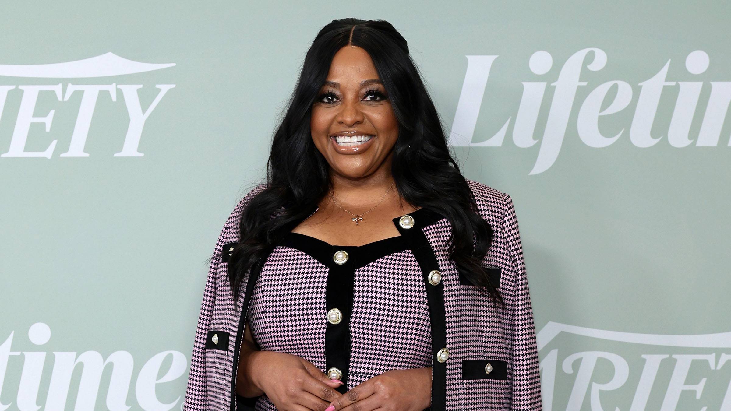 Sherri Shepherd Helps Son Jeffrey Get Ready For His High School Prom ...