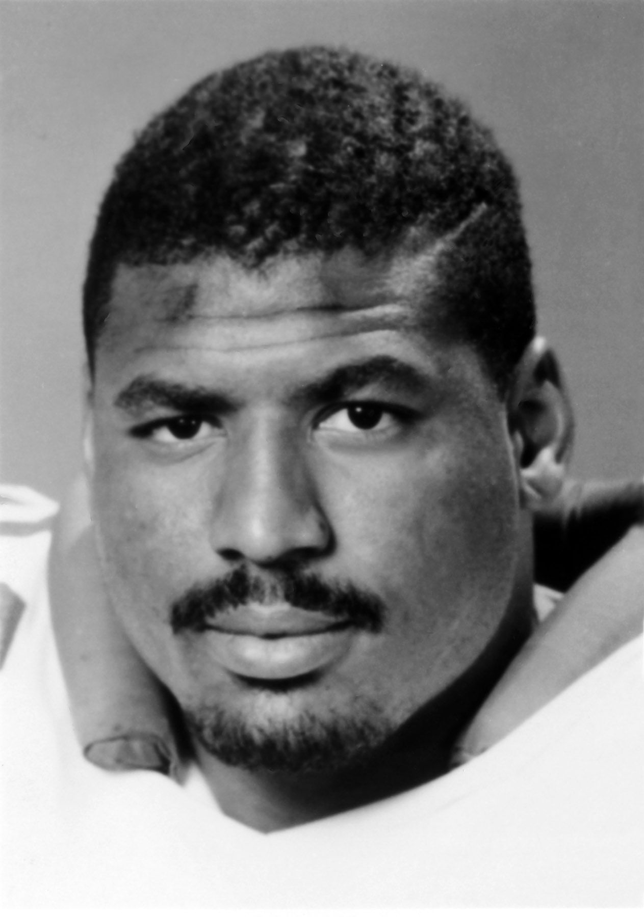 Kevin Brooks, No. 17 - Image 19 from The Worst Draft Pick Each NFL Team ...