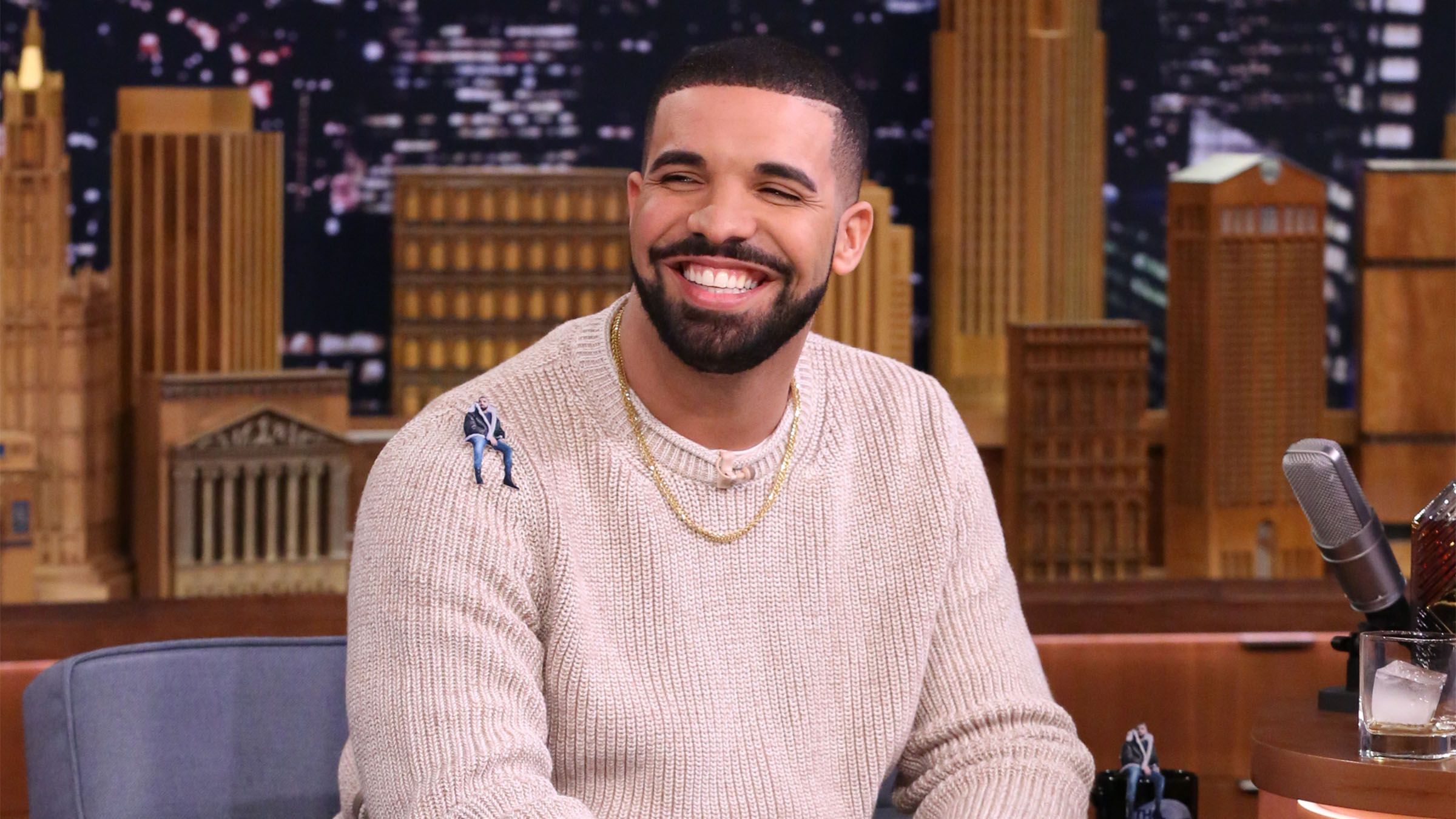 Drake Stars as ‘That One Lit Homie You Don't Want Anywhere Near the ...