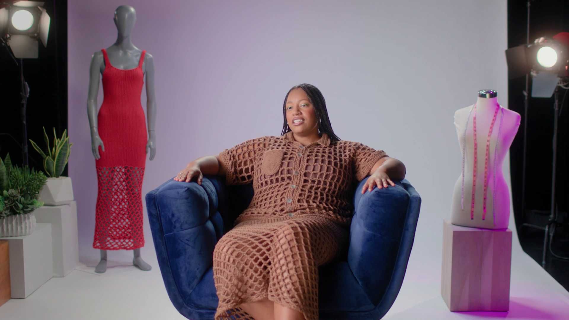 Meet Nia Thomas - (Video Clip) | BET Soul Train Awards