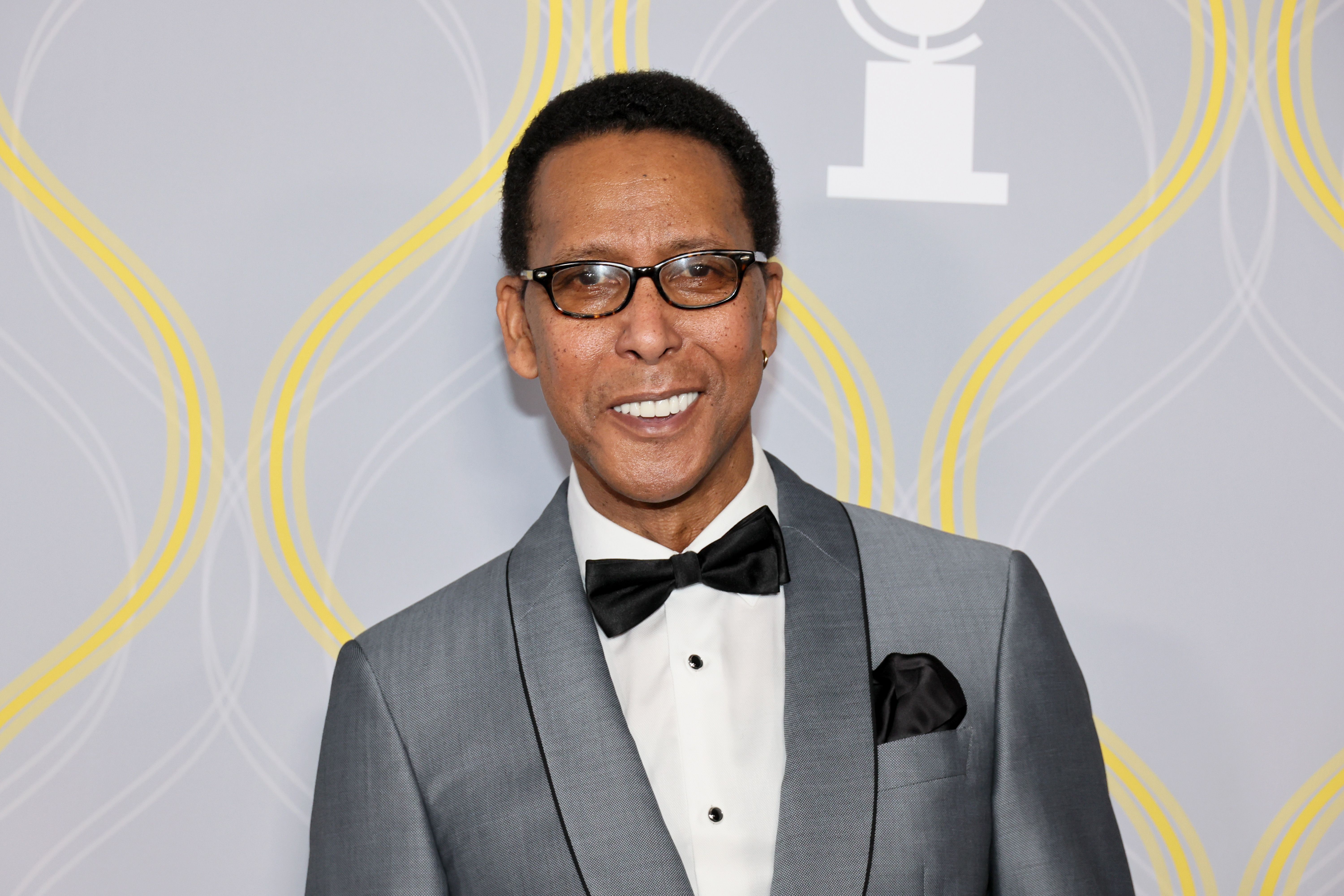 Actor Ron Cephas Jones Dies | News | BET