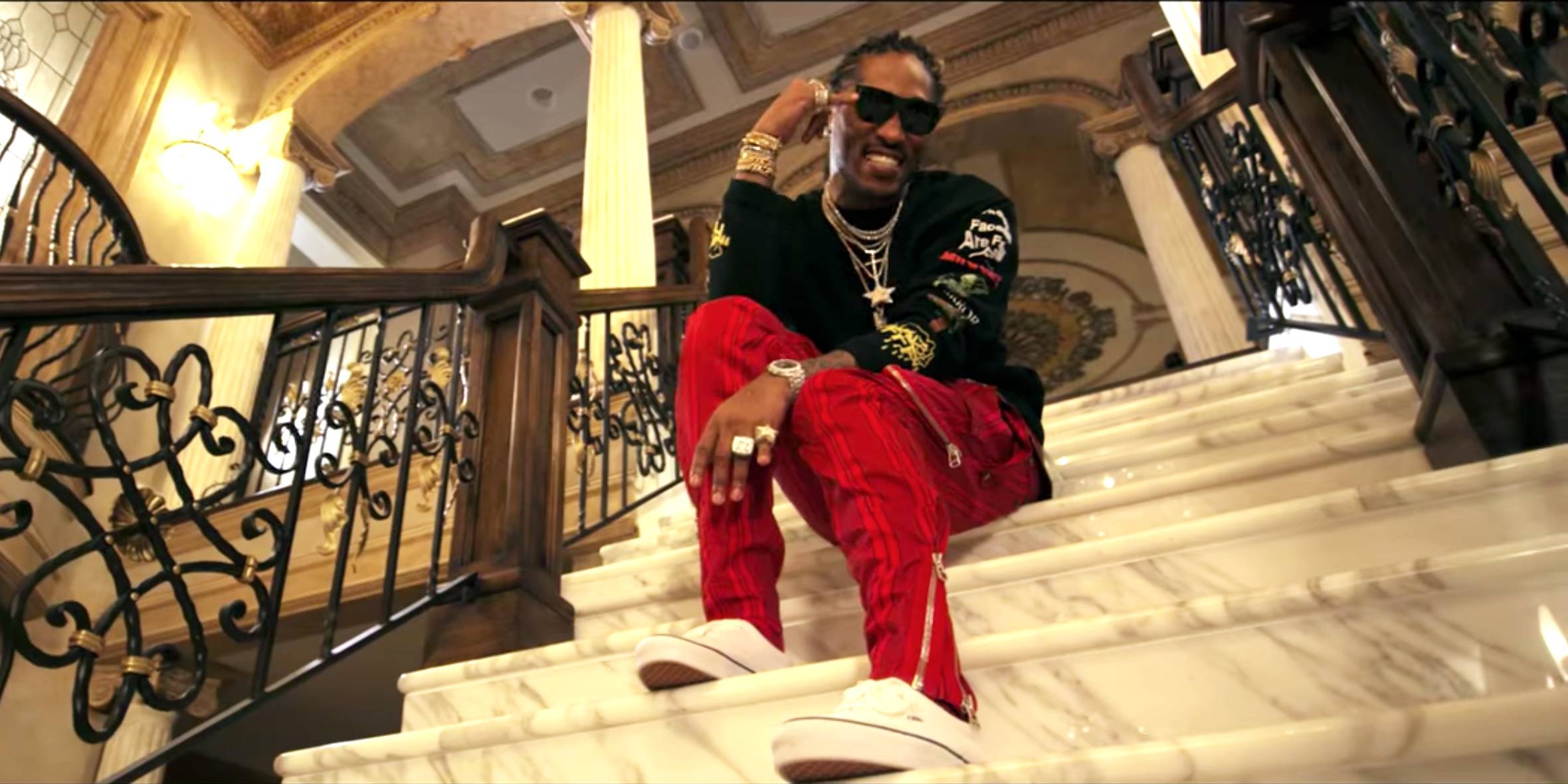 Future Is Living The Lavish Life In His ‘Super Trapper’ Music Video ...