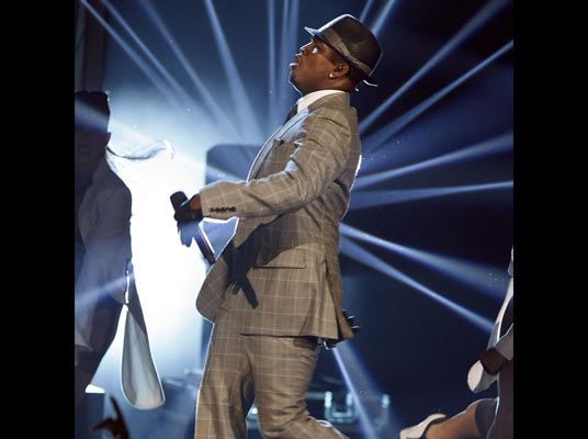 Ne-Yo - Ne-Yo's performance - Image 12 from BET Awards 08: Photos ...