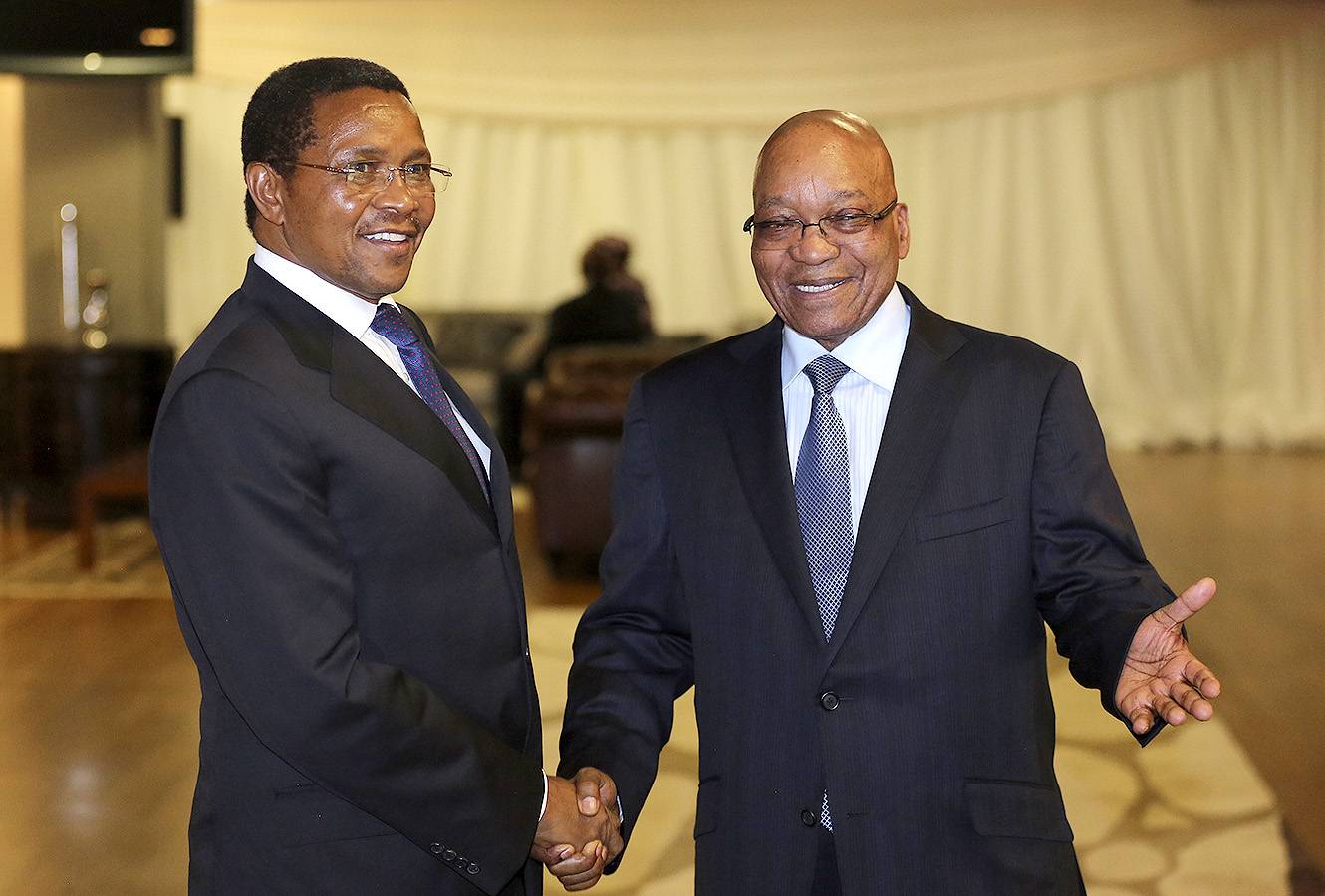 African Leaders Meet to - Image 5 from Global Week in Review: Investors ...