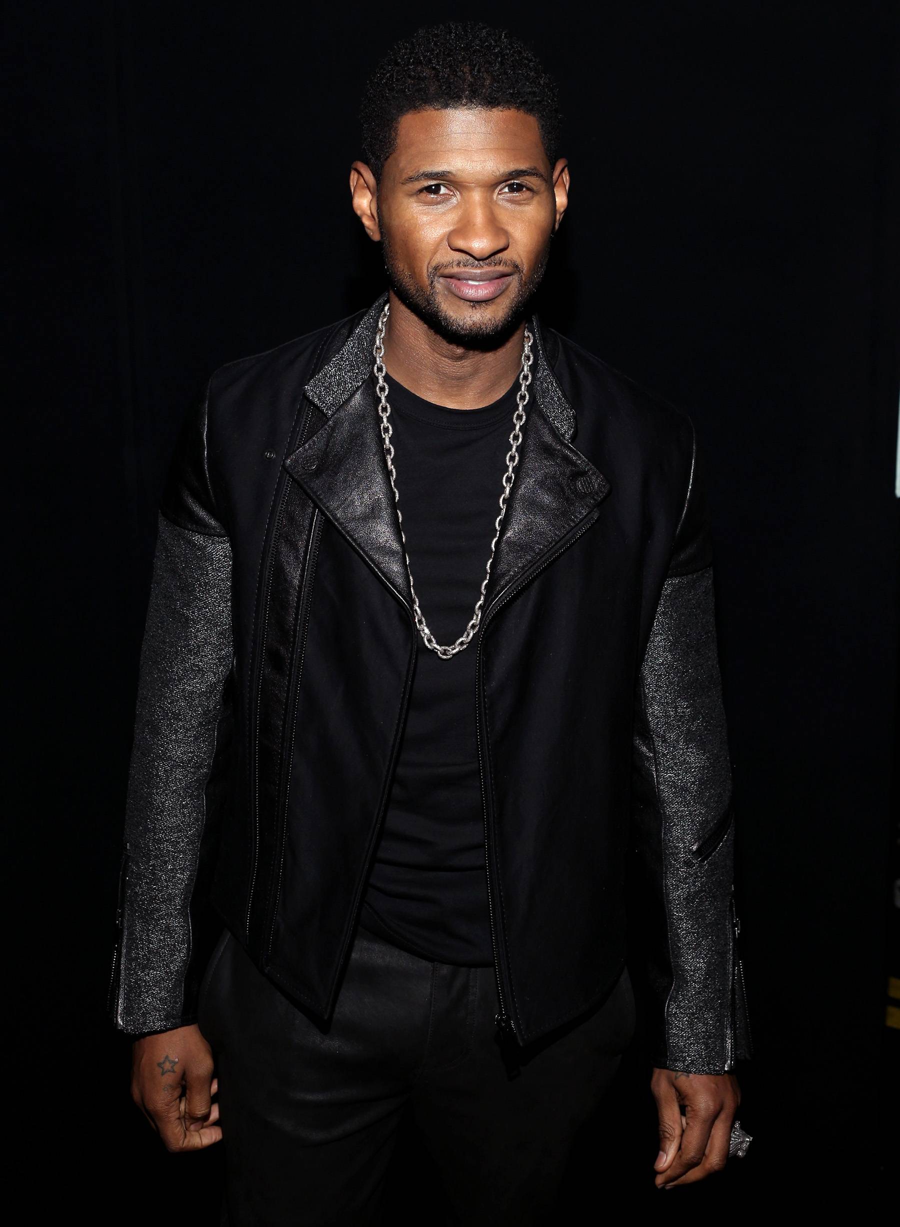 Usher - Usher is - Image 9 from UNCF: The Presenters | BET