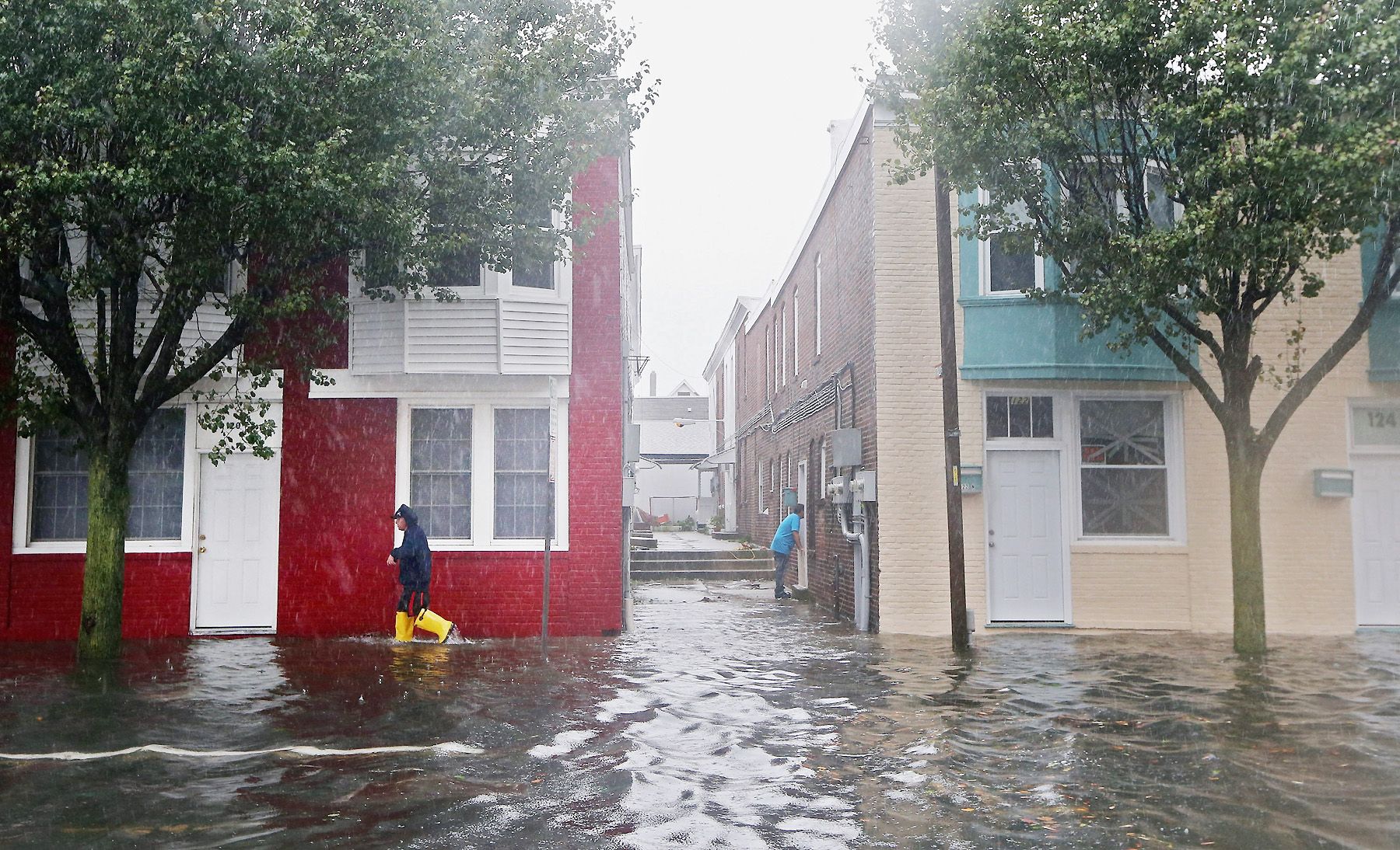 Freaky Components - Forecasters - Image 3 from Hurricane Sandy: What ...