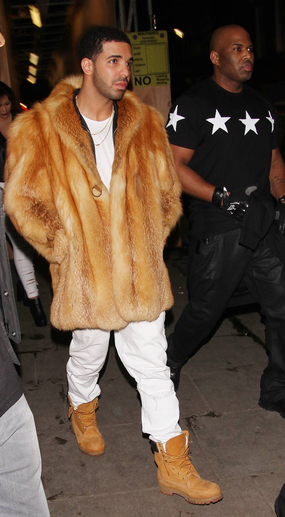 Fandemonium - Drake arrives - Image 8 from Out and About: Solange Turns ...