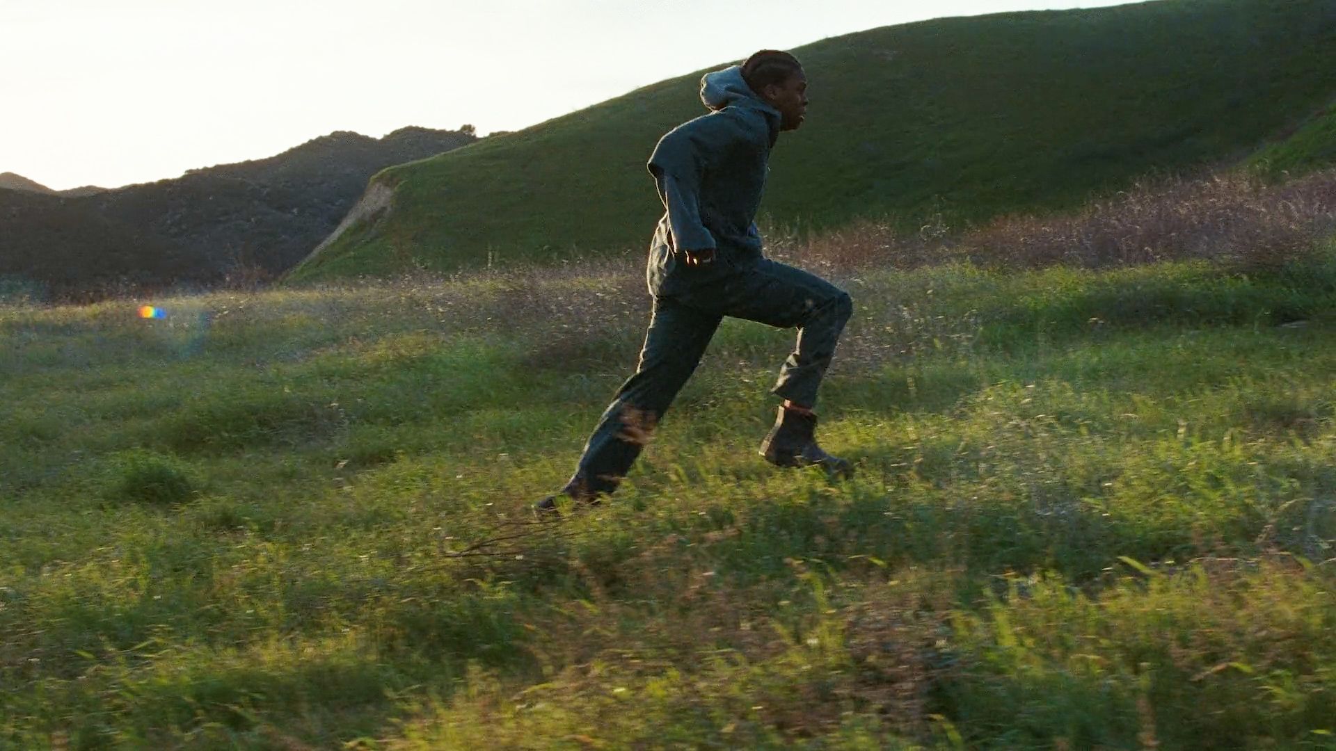 Daniel Caesar - "Let Me Go" - (Video Clip) | BET Stellar Awards