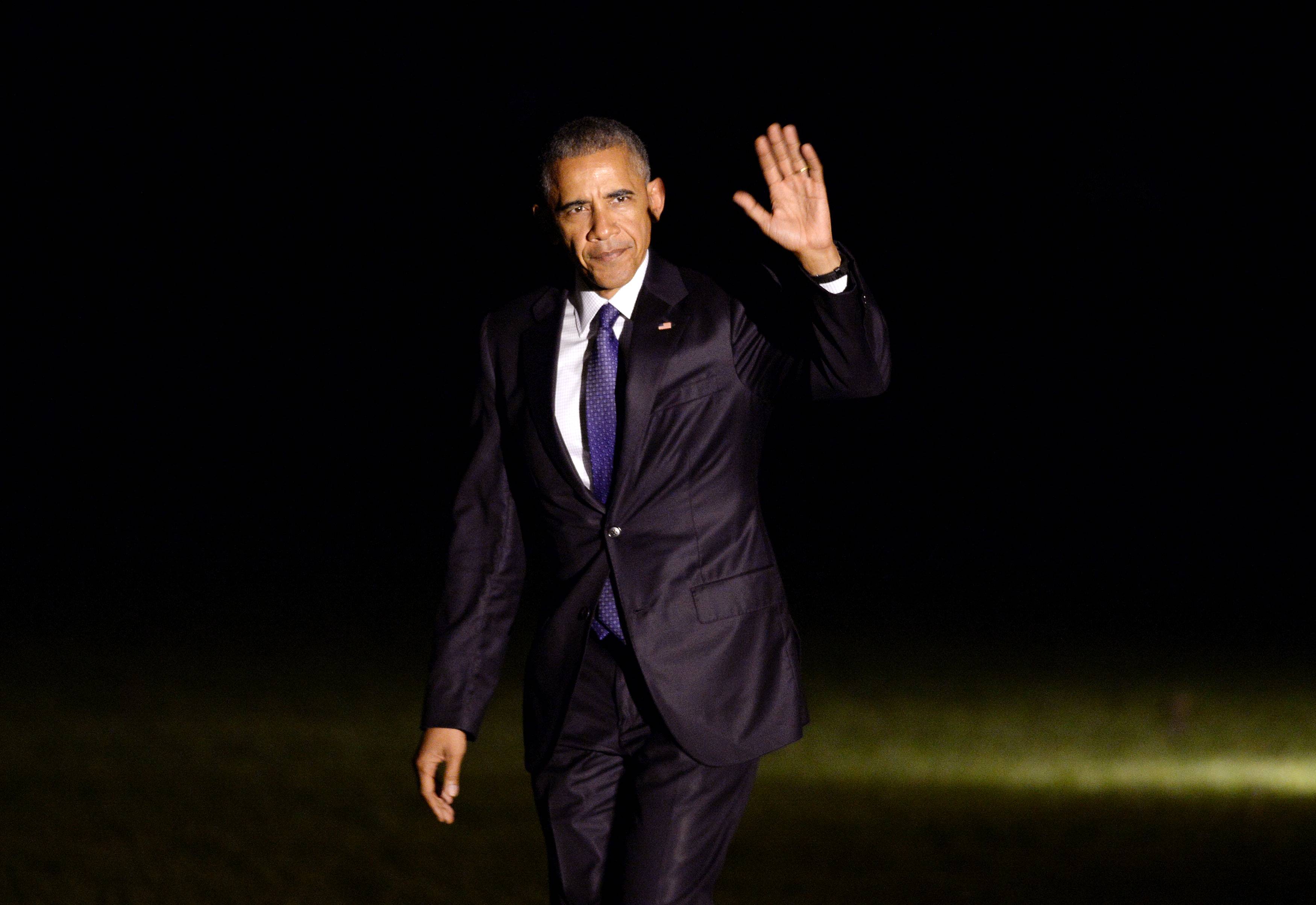 You'll Laugh Then Cry After Watching All of Your Favorite Obama GIFs ...