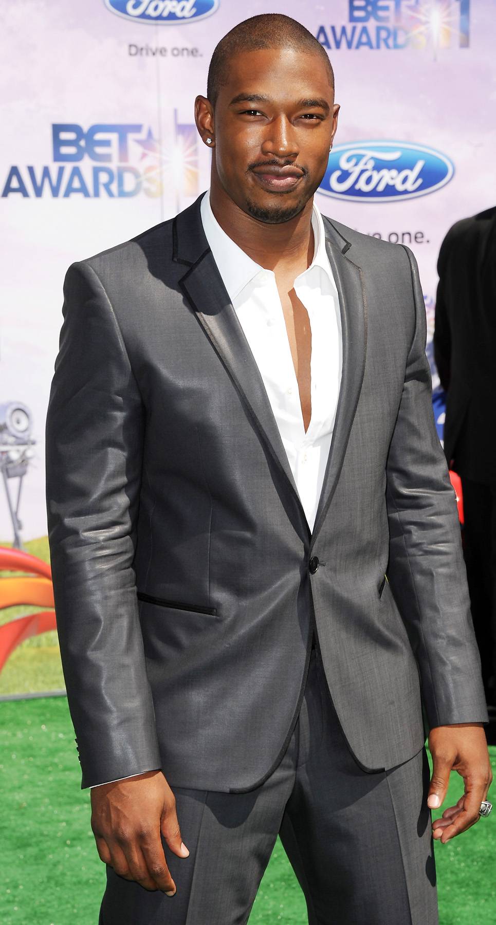 Kevin McCall is Co-Hosting - Image 1 from Songwriters Turned Singers ...