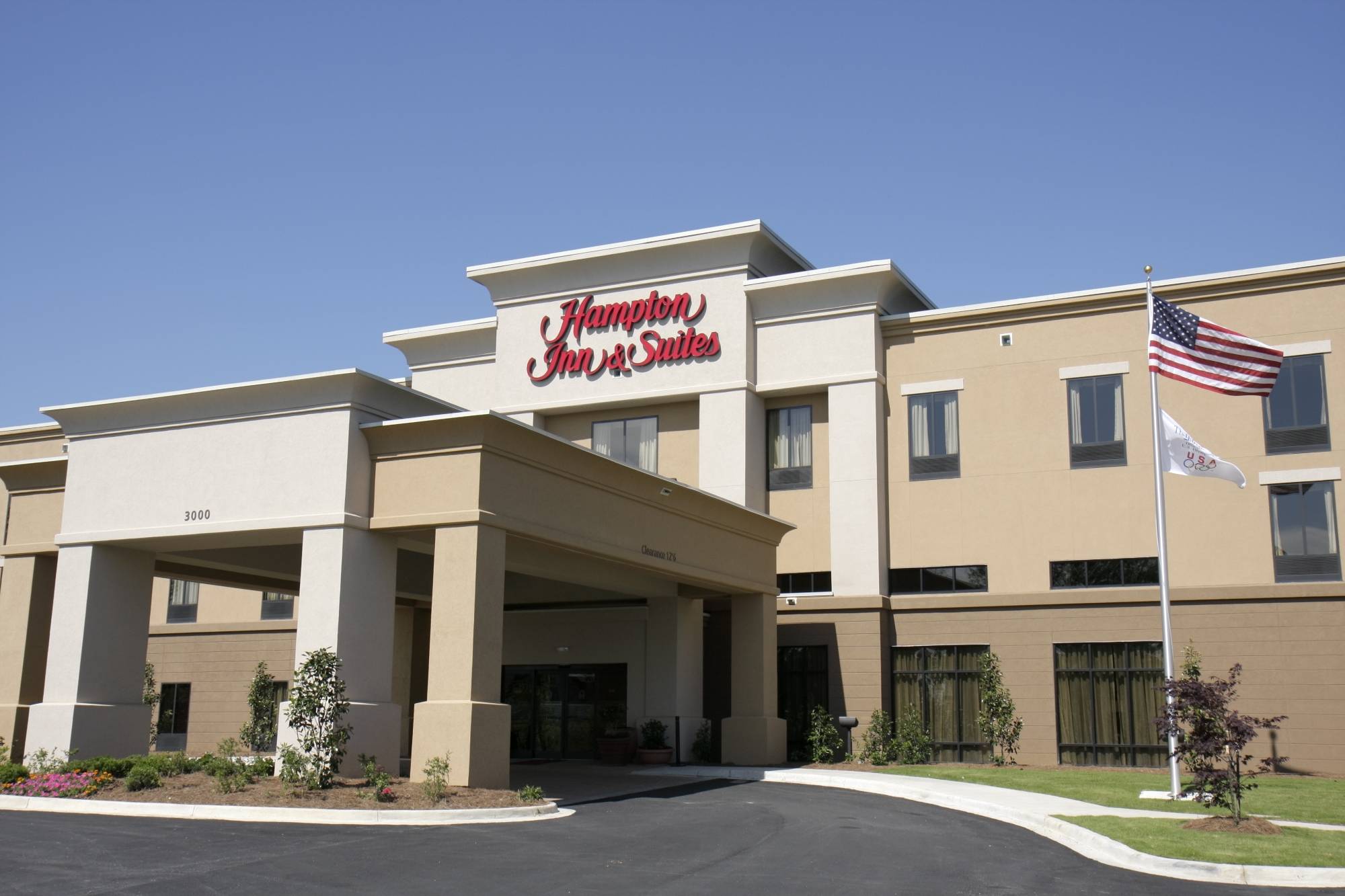 Hampton Inn Worker Fired After Calling Police On Black Family For Using ...