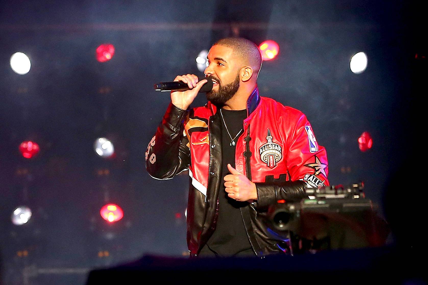 Drake: October 24 - - Image 1 from Celebrity Birthdays: Drake Hits a ...