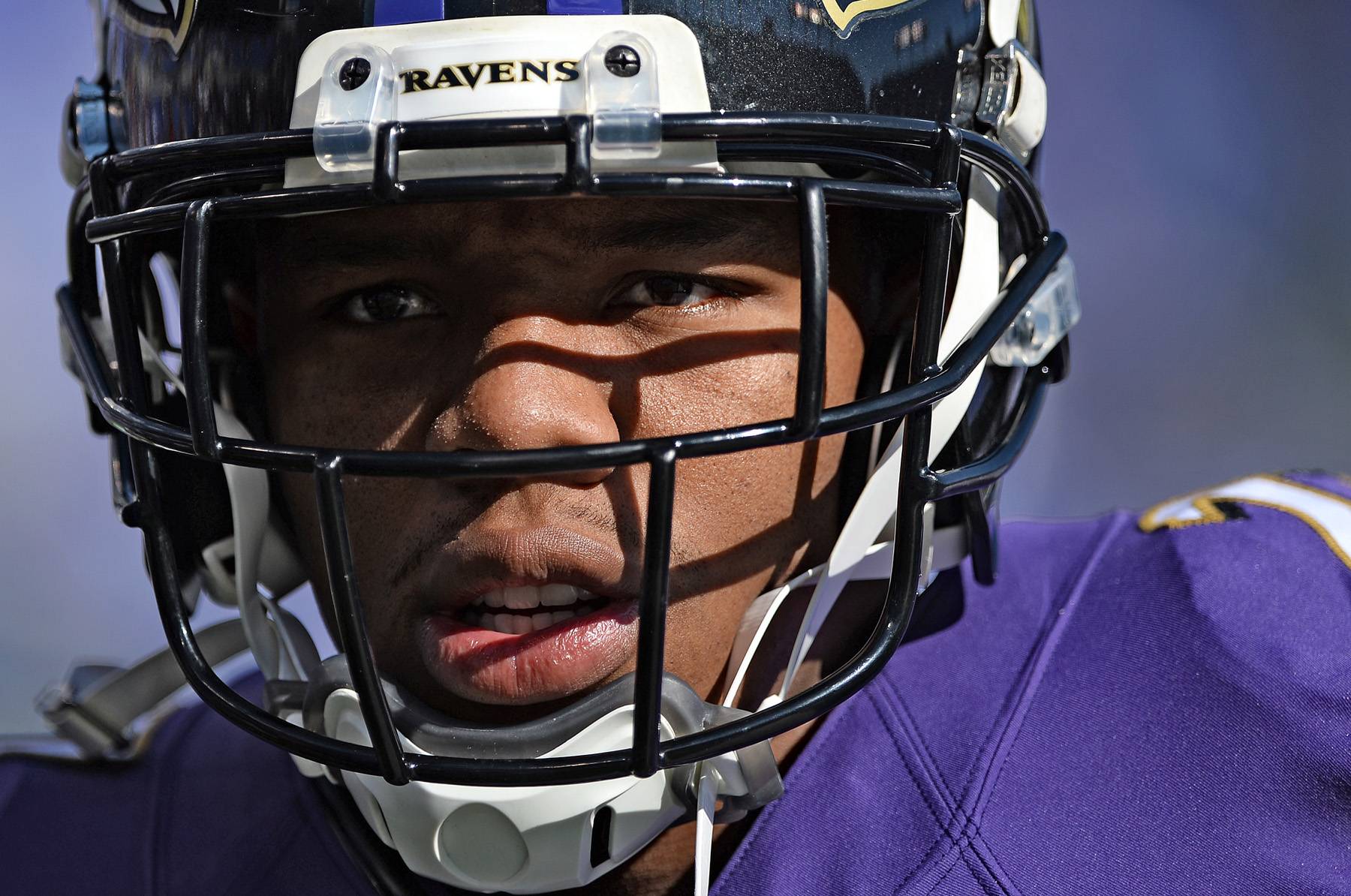 Ray Rice Cut by - Image 1 from Tweet Sheet: Reaction to Ray Rice Video ...