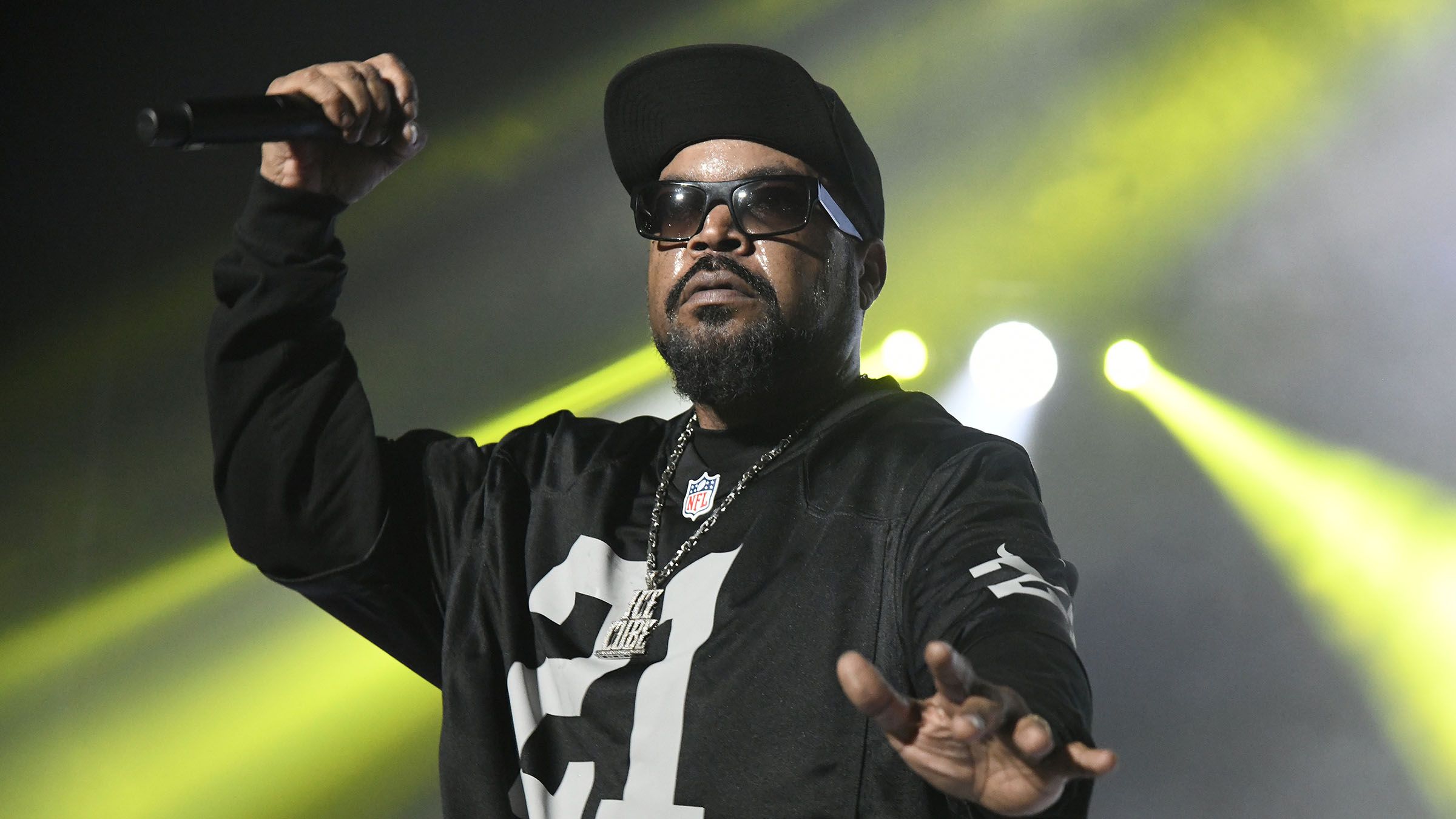 BET Current: Ice Cube Inks Deal for Fourth ‘Friday’ Movie - (Video Clip ...