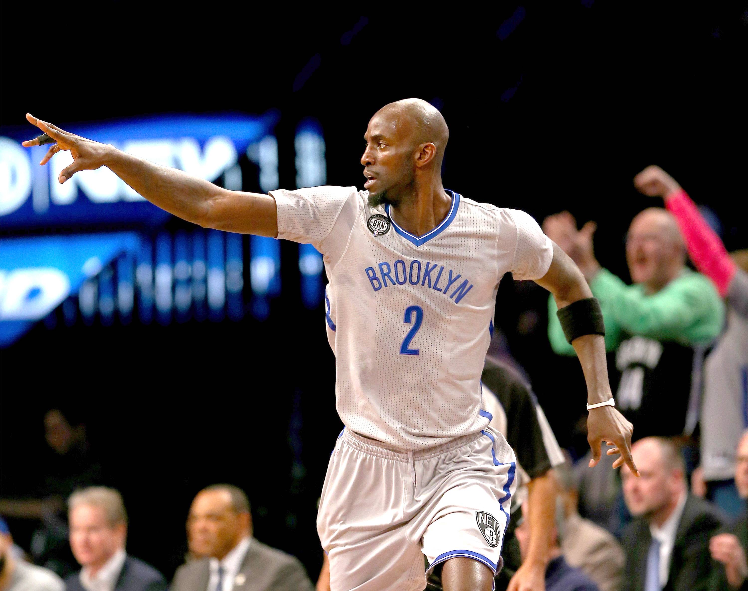 Kevin Garnett Signed With: - Image 37 from 2015 NBA Free Agency Tracker ...