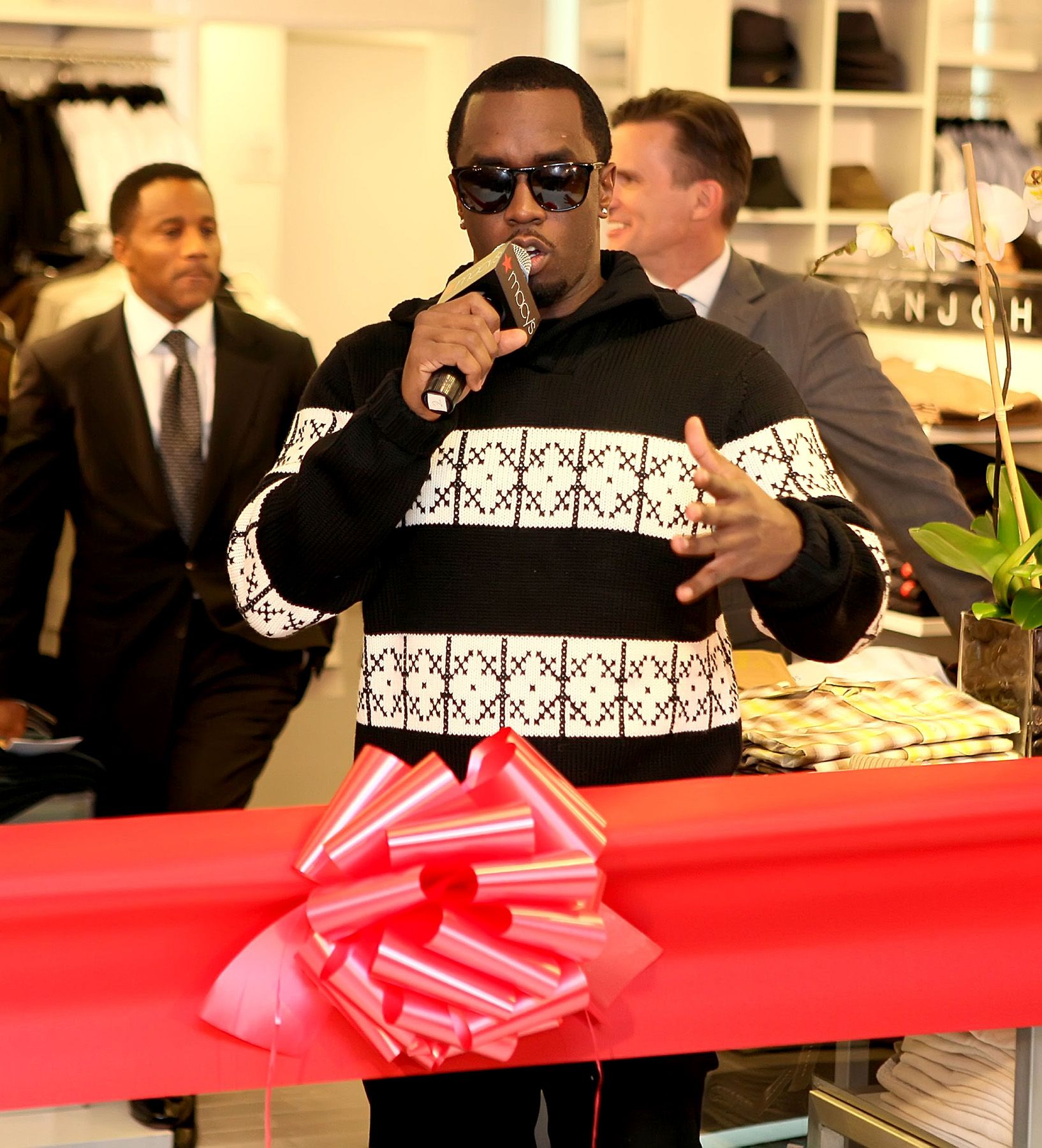 Diddy - Diddy stepped - Image 10 from Top 20 African-American Fashion ...