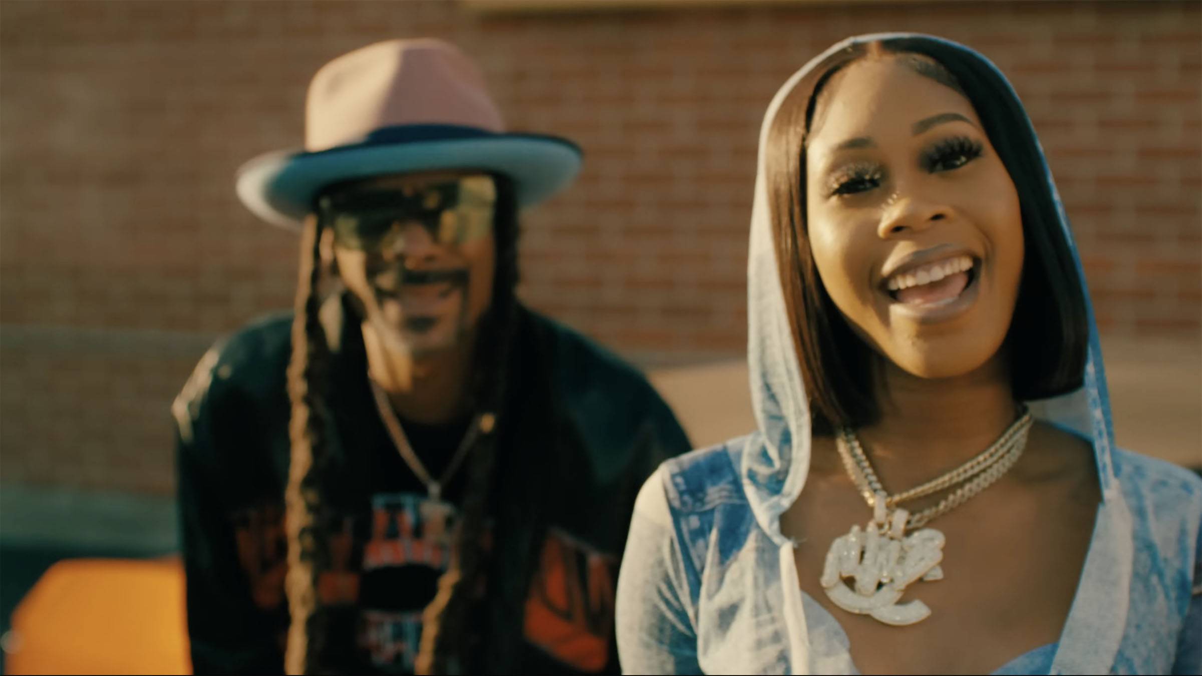 Snoop Dogg Links With Afrobeats Star CuhDeeJah For ‘Bad Mama Jama ...
