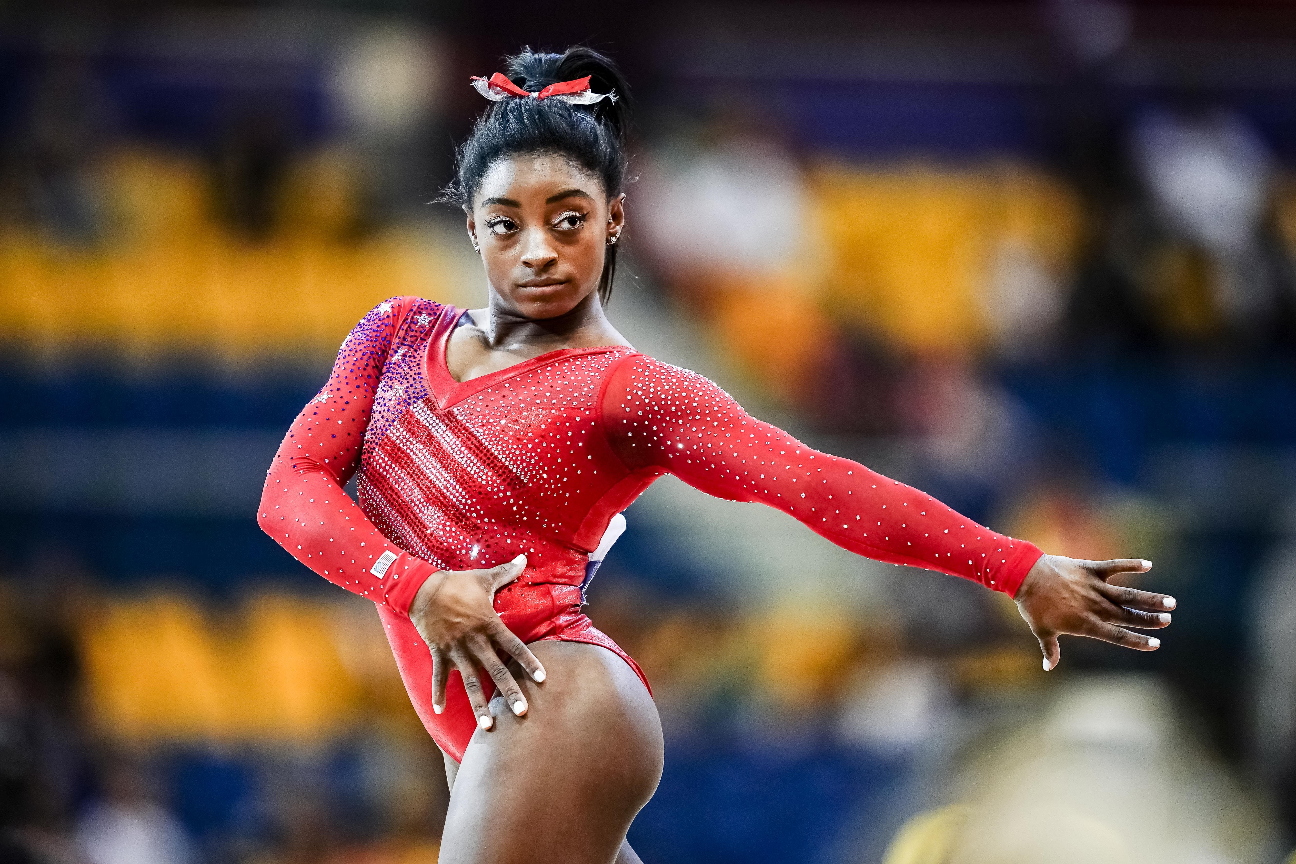 Simone Biles Rushed To ER For Kidney Stone Then Leads USA To Gold And ...