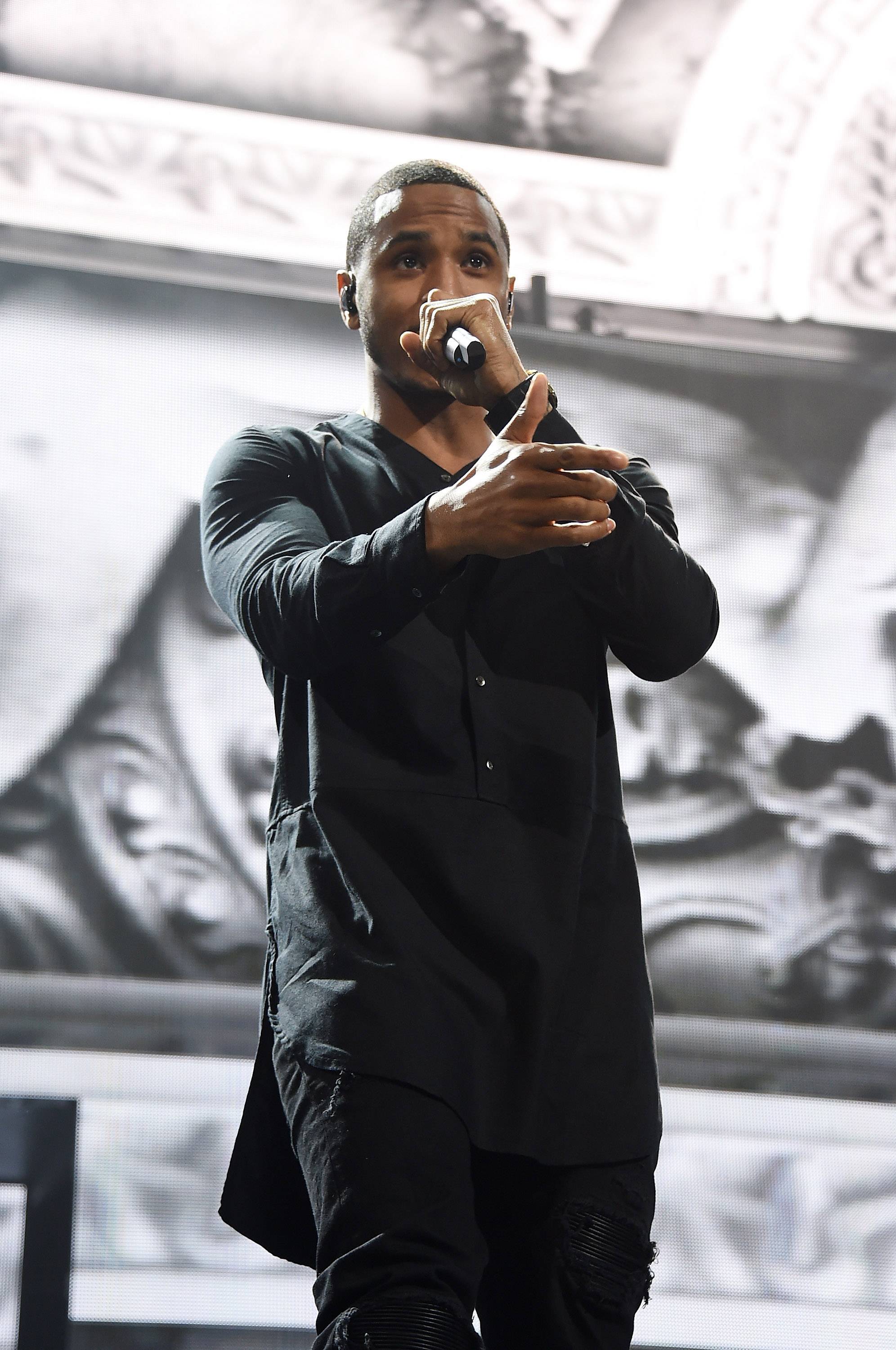 Say, 'Ah' - Trigga - Image 4 from Chris Brown, Trey Songz Between the ...
