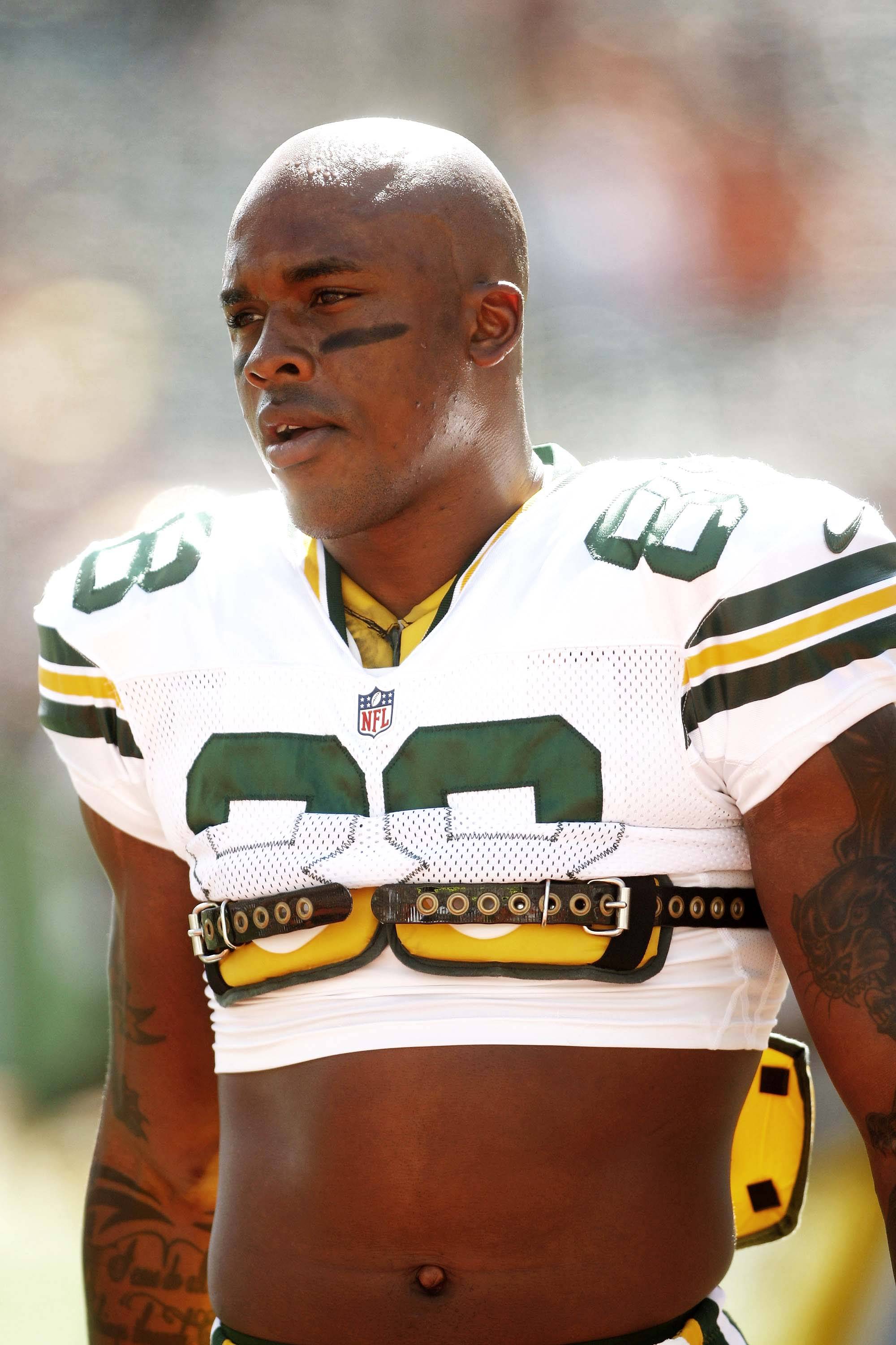 Former NFL Player Jermichael Finley's Bi-racial Wife Blasted Him For ...