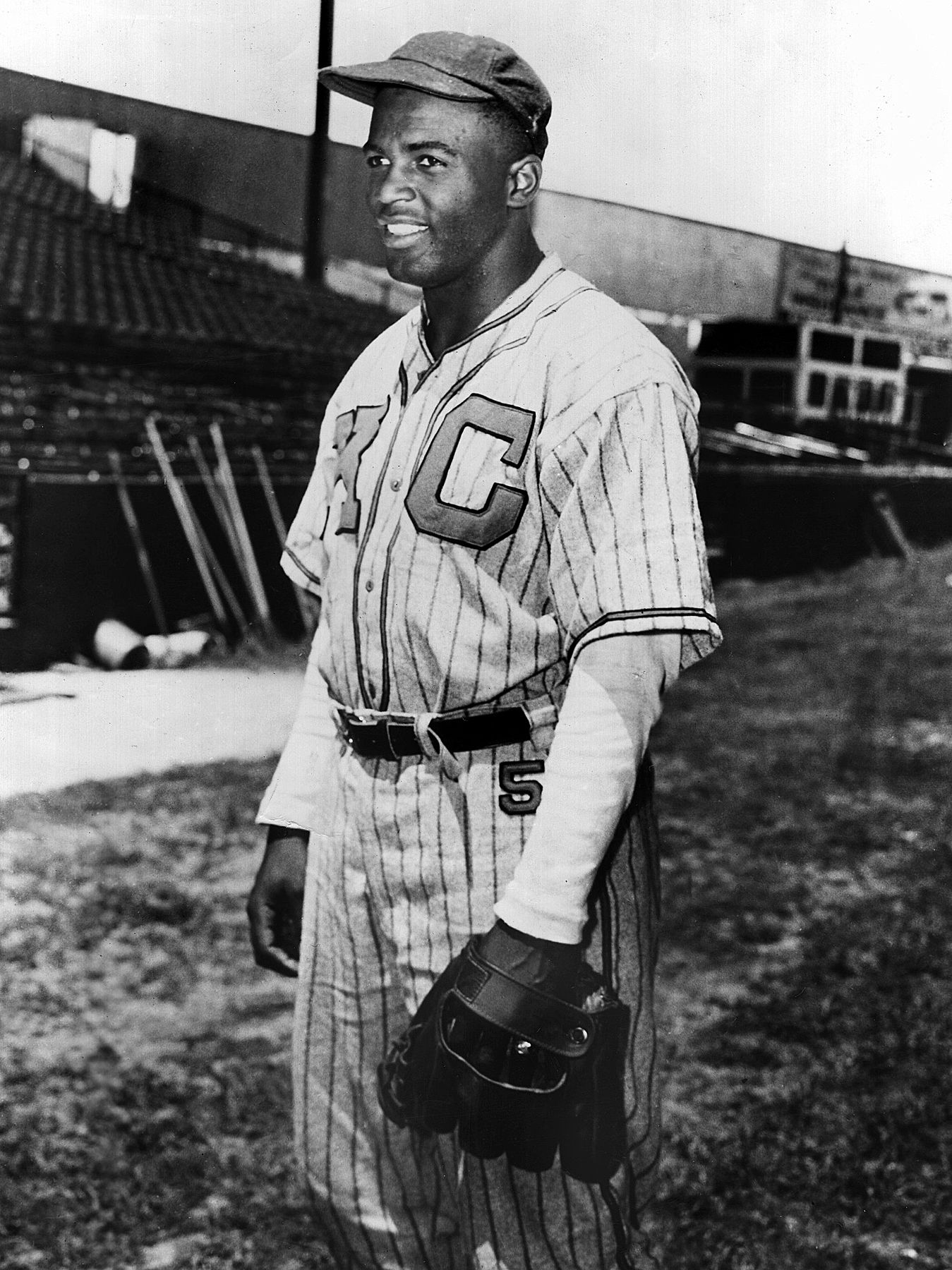 Jackie Robinson Breaks Racial - Image 5 from 20 Iconic Milestones in ...