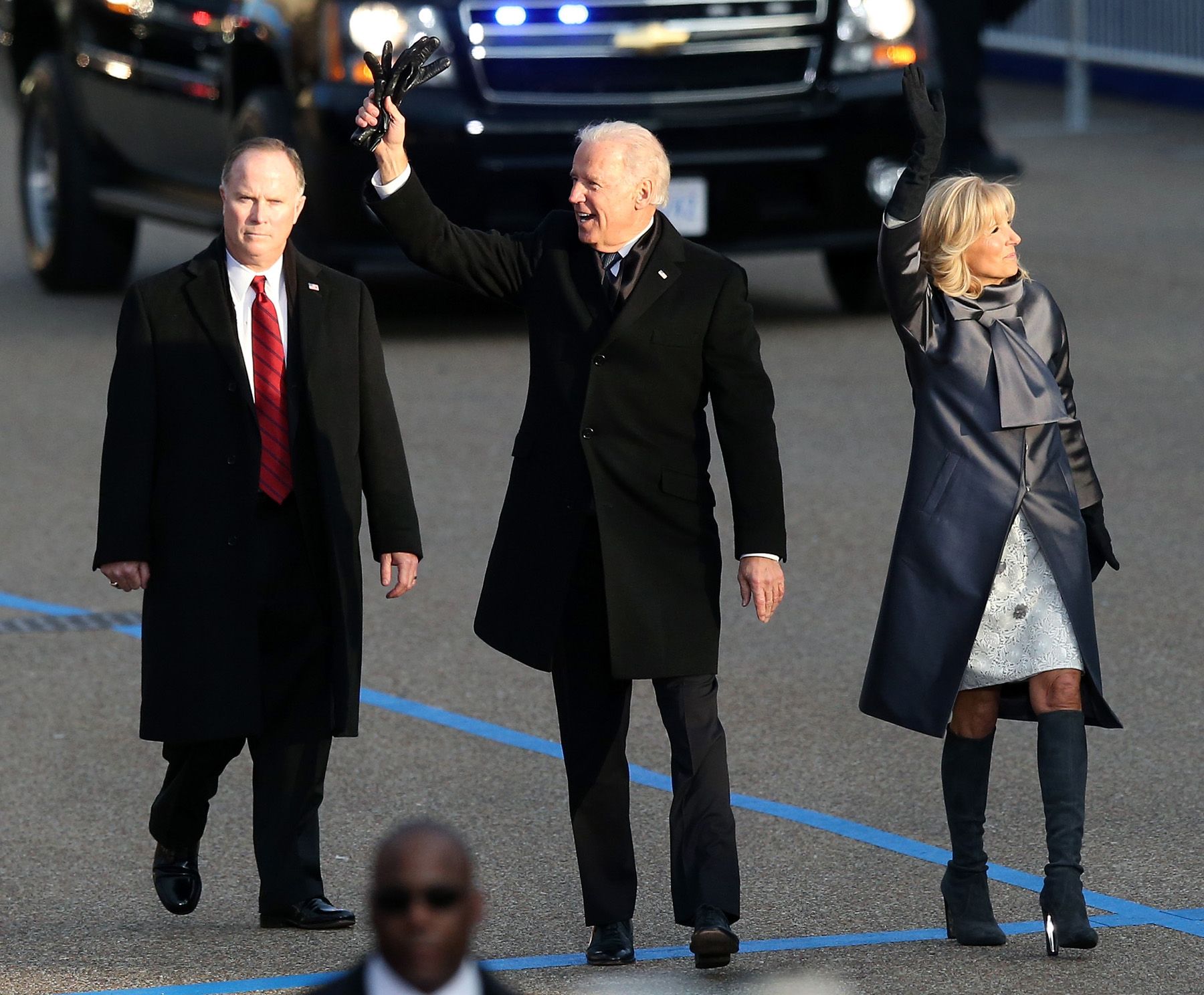 A Wave of Support - Image 11 from Scenes From the Inaugural Parade | BET