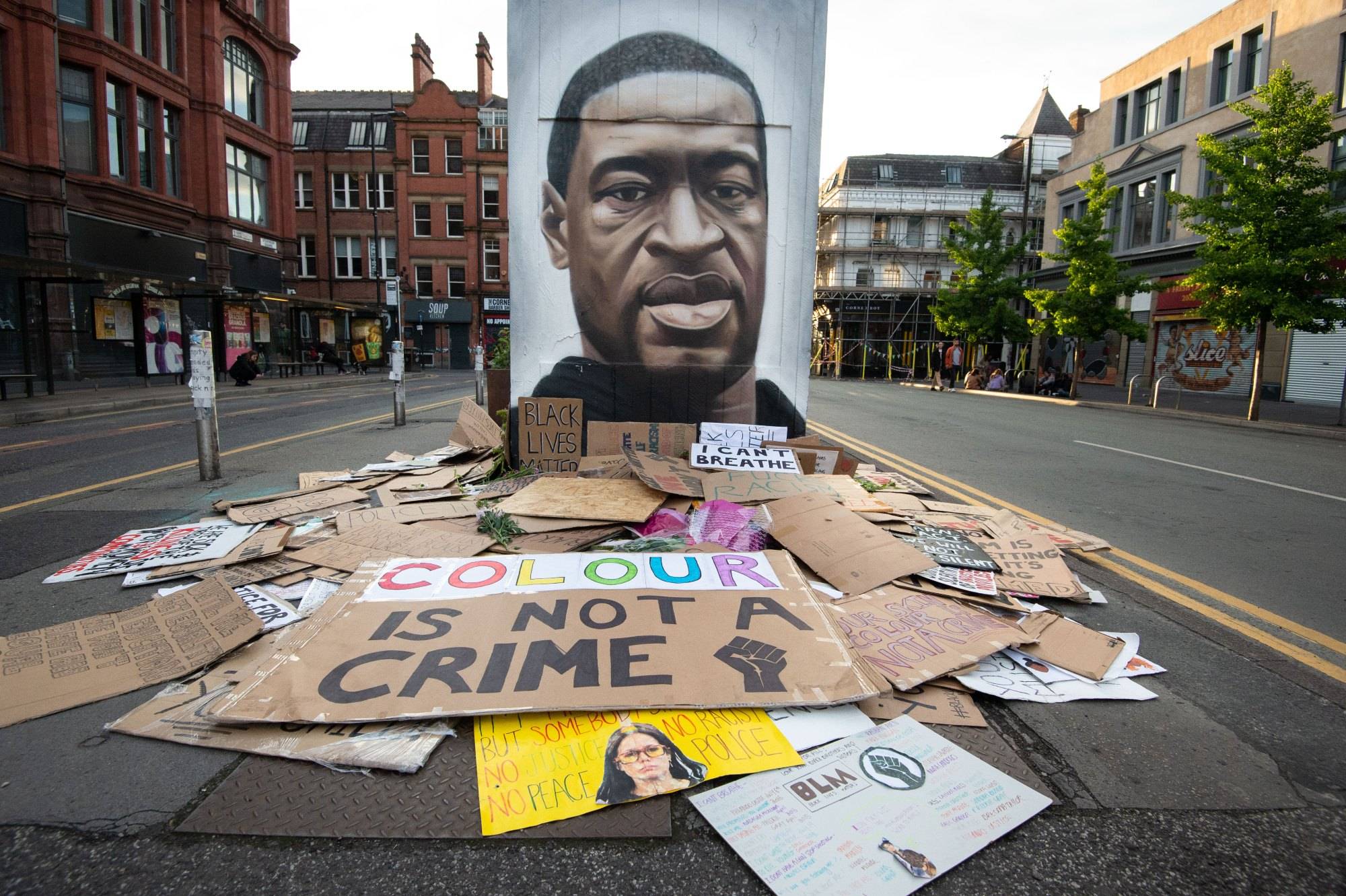 George Floyd Mural In Britain Defaced For Second Time By Racist Vandals ...