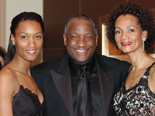 Donnie Simpson and Family - Image 12 from Inaugural Balls | BET