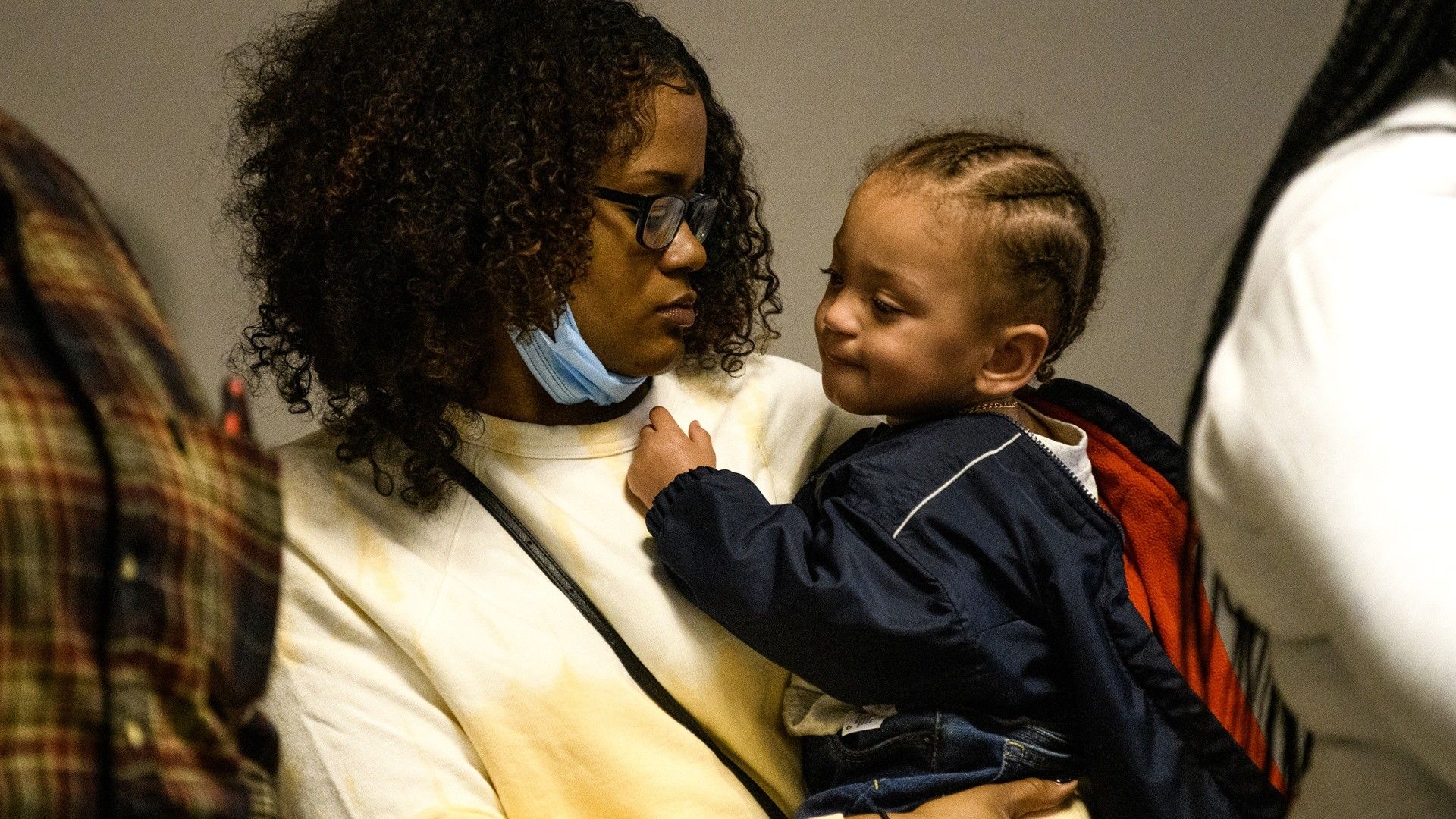 Mother Of Daunte Wright's Son Sues Attorney Ben Crump, Family Members ...