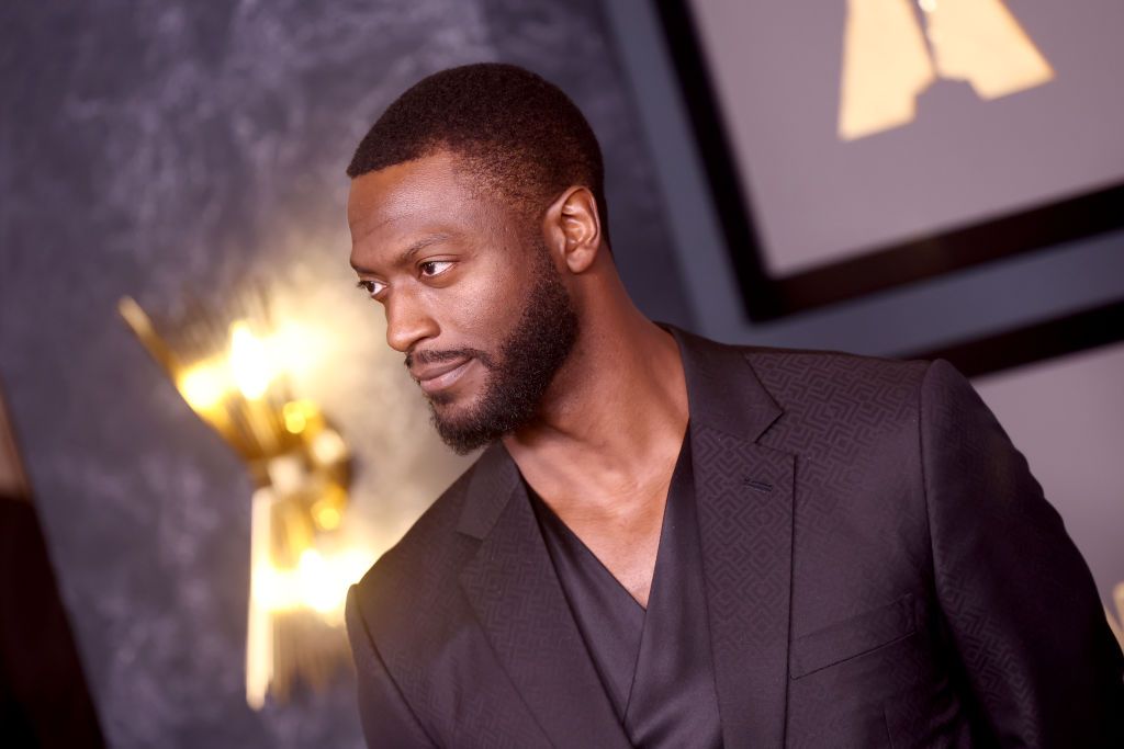 Aldis Hodge added chains, - Image 6 from 2023 NAACP Image Awards: Aldis ...