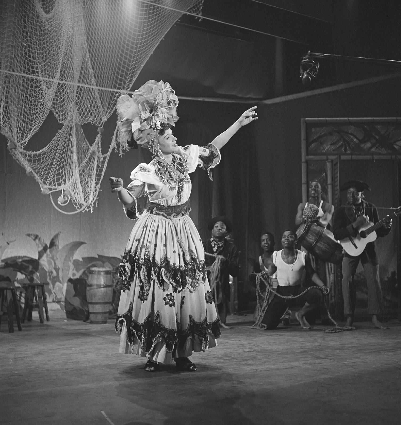 Katherine Dunham - Katherine - Image 11 from Influential African ...