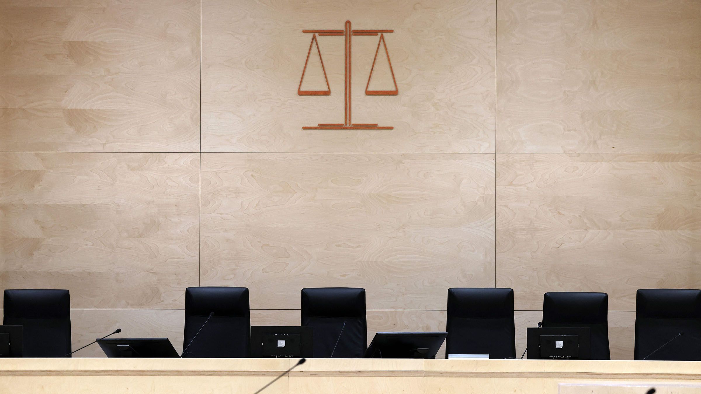 Court Throws Out Conviction After Judge Says Black Man 'Looks Like A ...